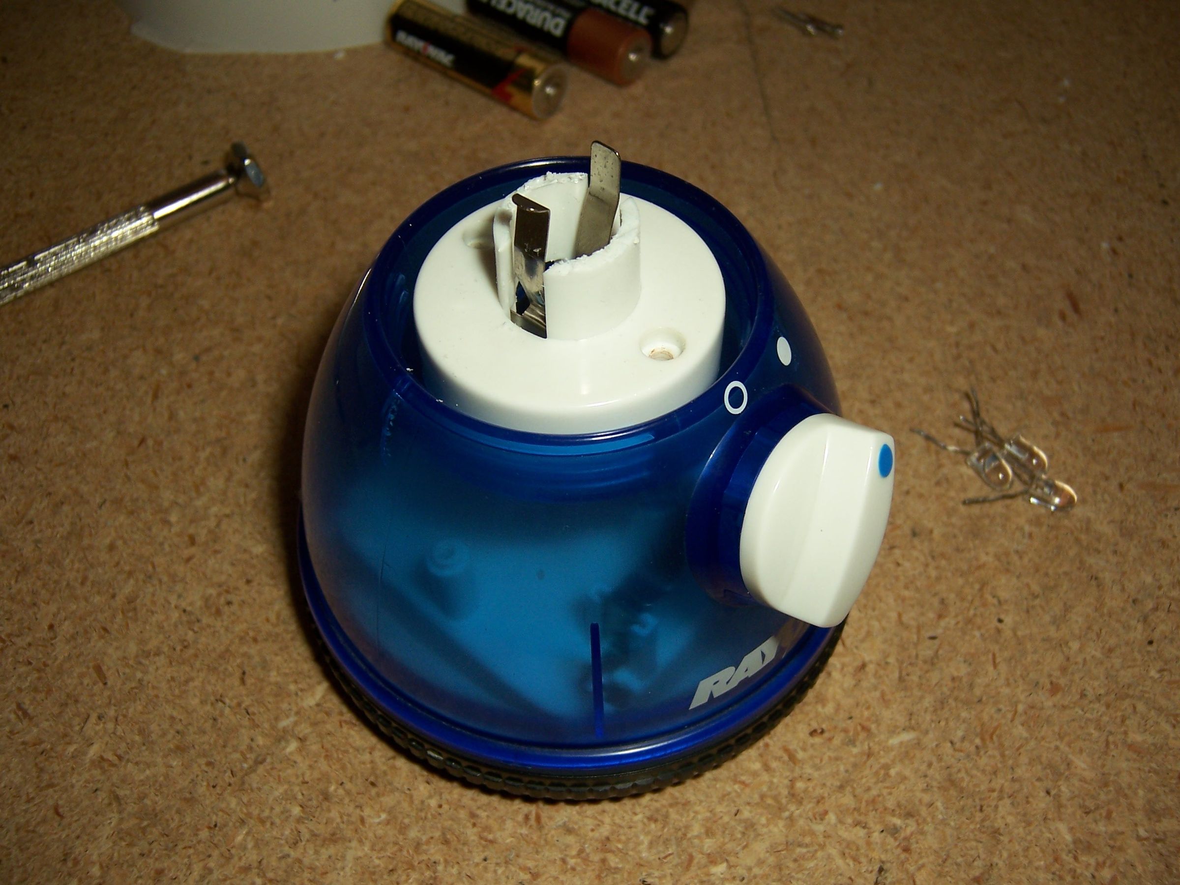 Rayovac LED Lantern Conversion : 4 Steps (with Pictures) - Instructables