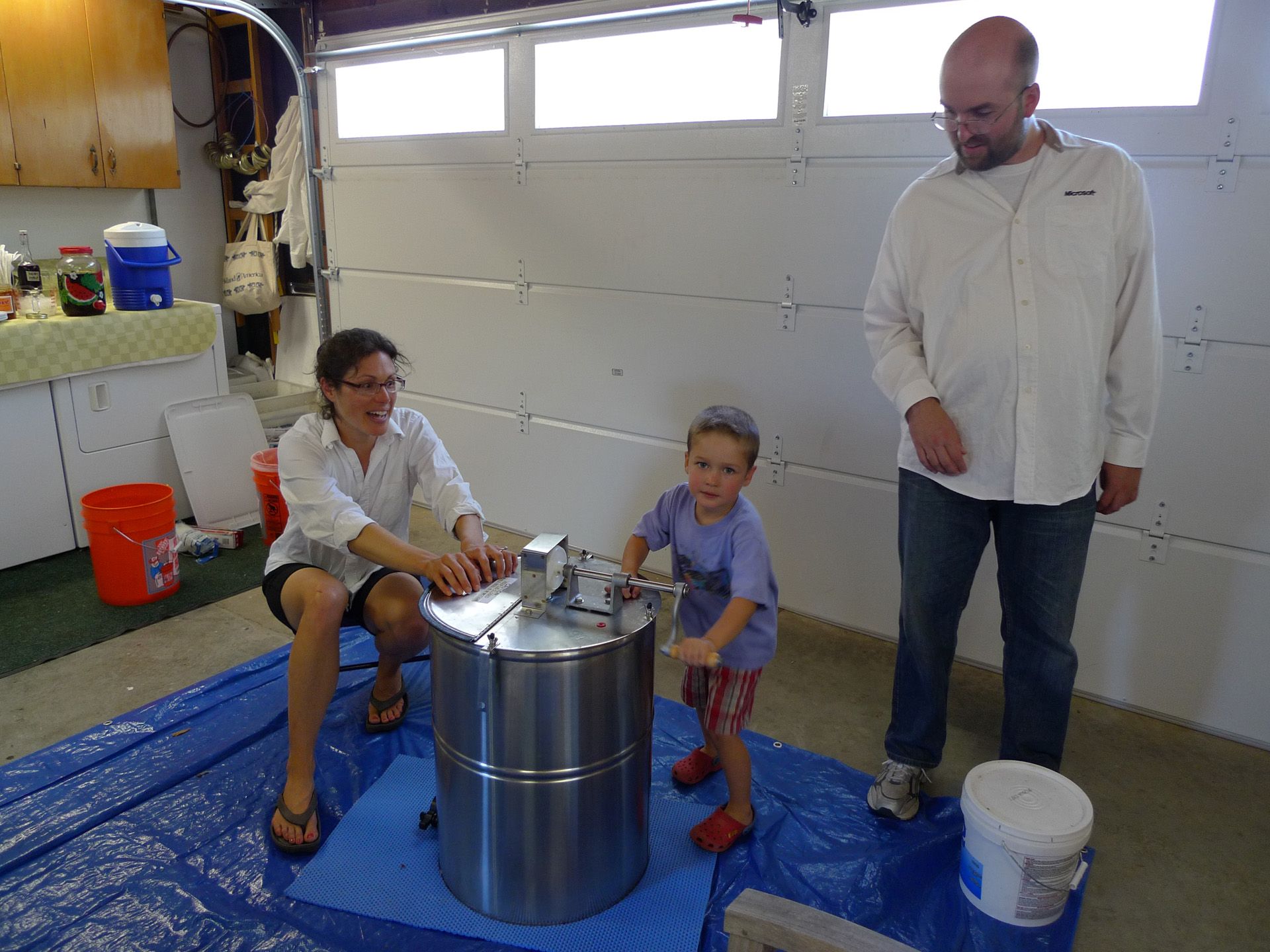 Extracting Honey : 8 Steps (with Pictures) - Instructables