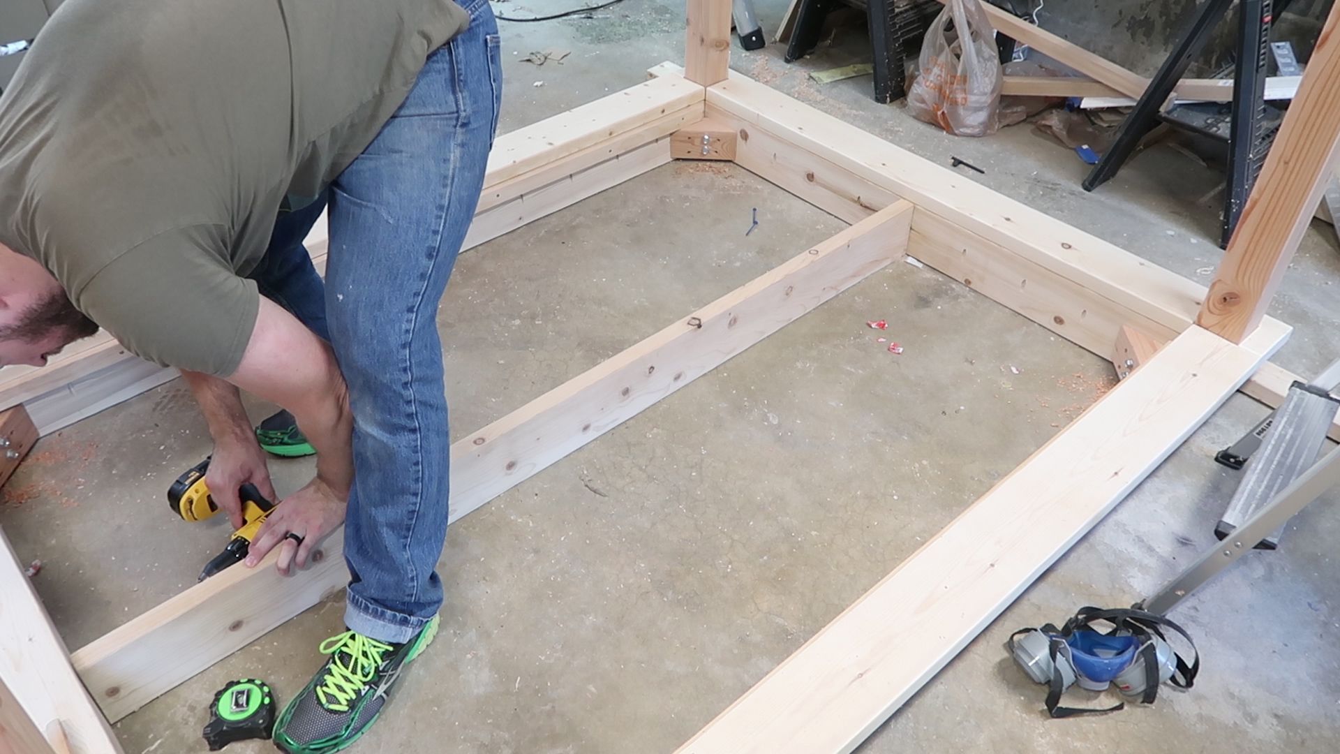 DIY Platform Bed for Under $200 : 10 Steps (with Pictures) - Instructables