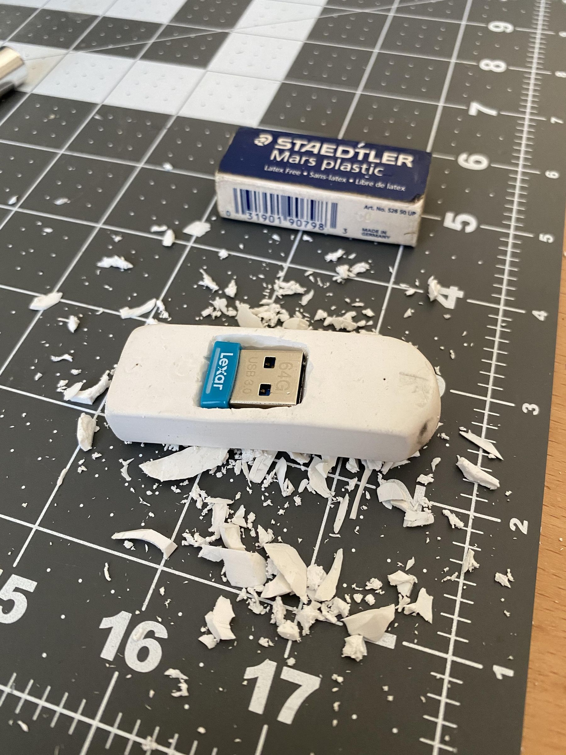 Hide a USB Stick in an Eraser : 7 Steps (with Pictures) - Instructables