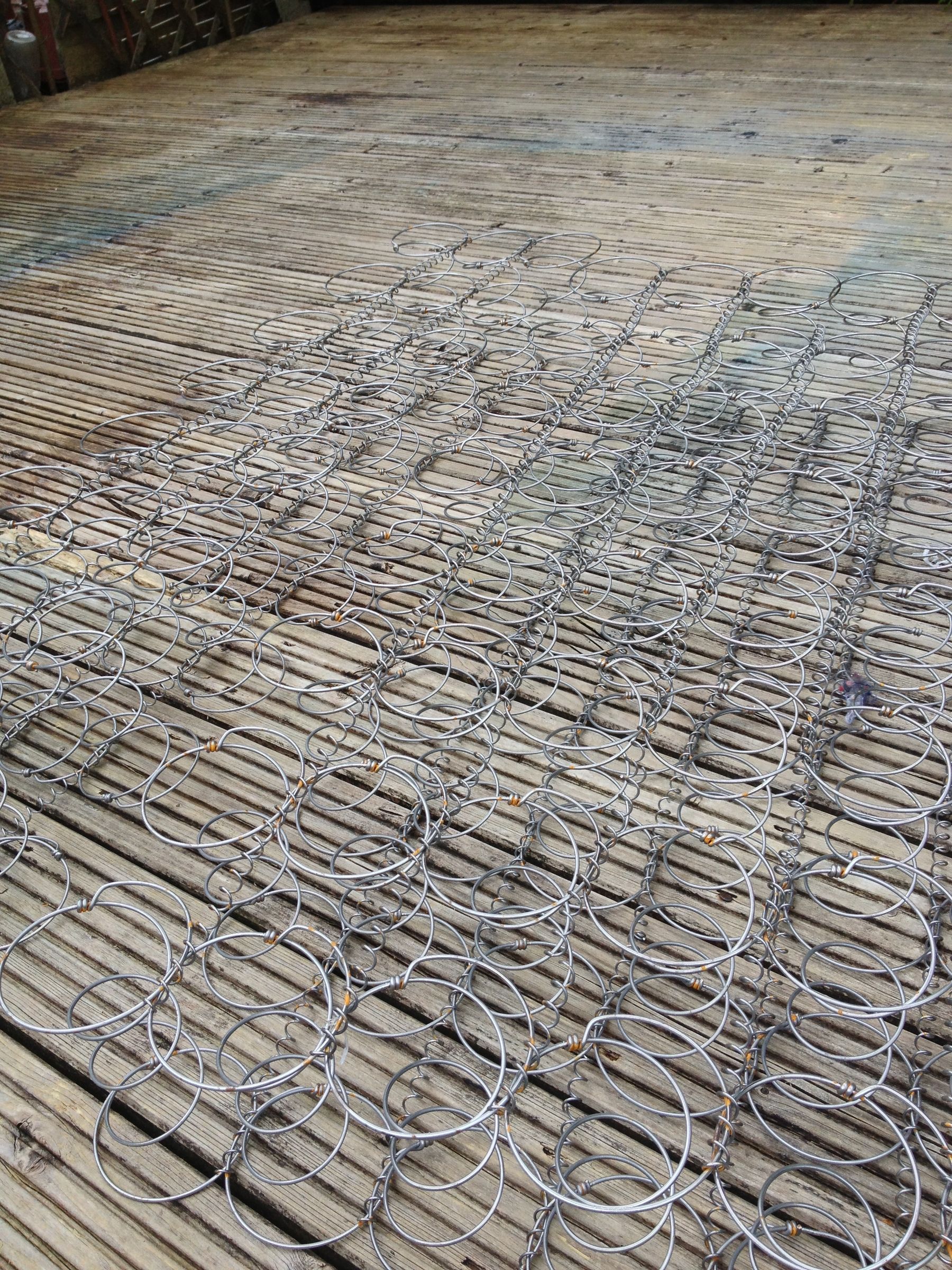 Reuse Bed Springs As a Plant Climber : 4 Steps (with Pictures ...