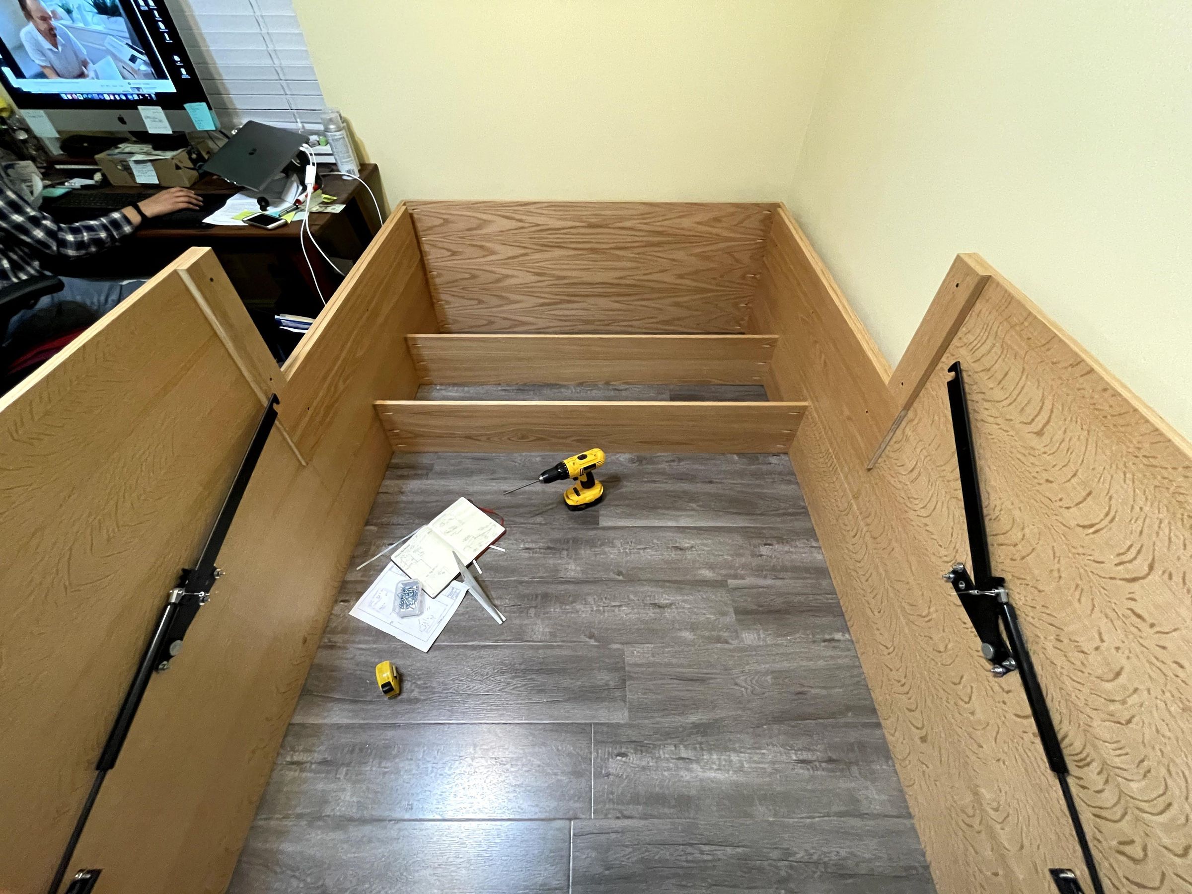 DIY Murphy Bed + Desk (AKA Hidden Bed) : 18 Steps (with Pictures ...