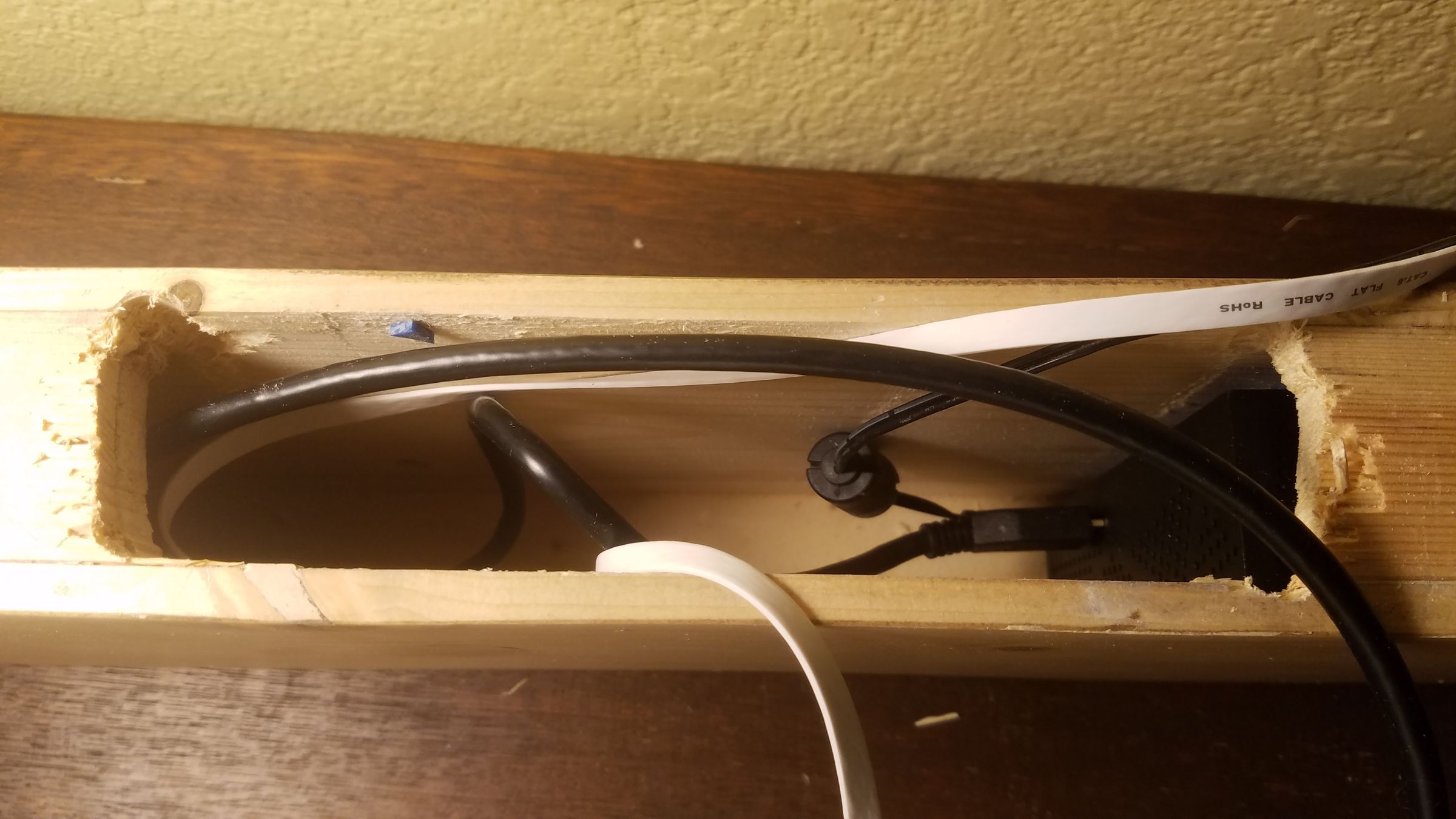 Powered Monitor Stand Hack : 11 Steps (with Pictures) - Instructables