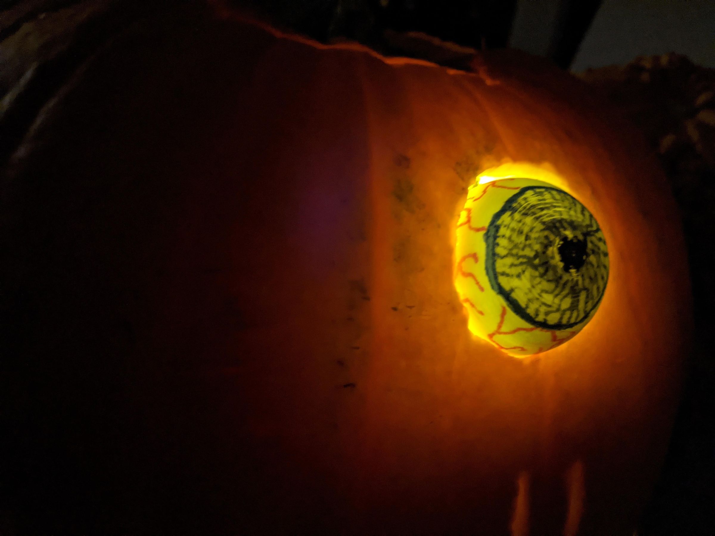 Halloween Pumpkin With a Moving Animatronic Eye | This Pumpkin Can Roll ...