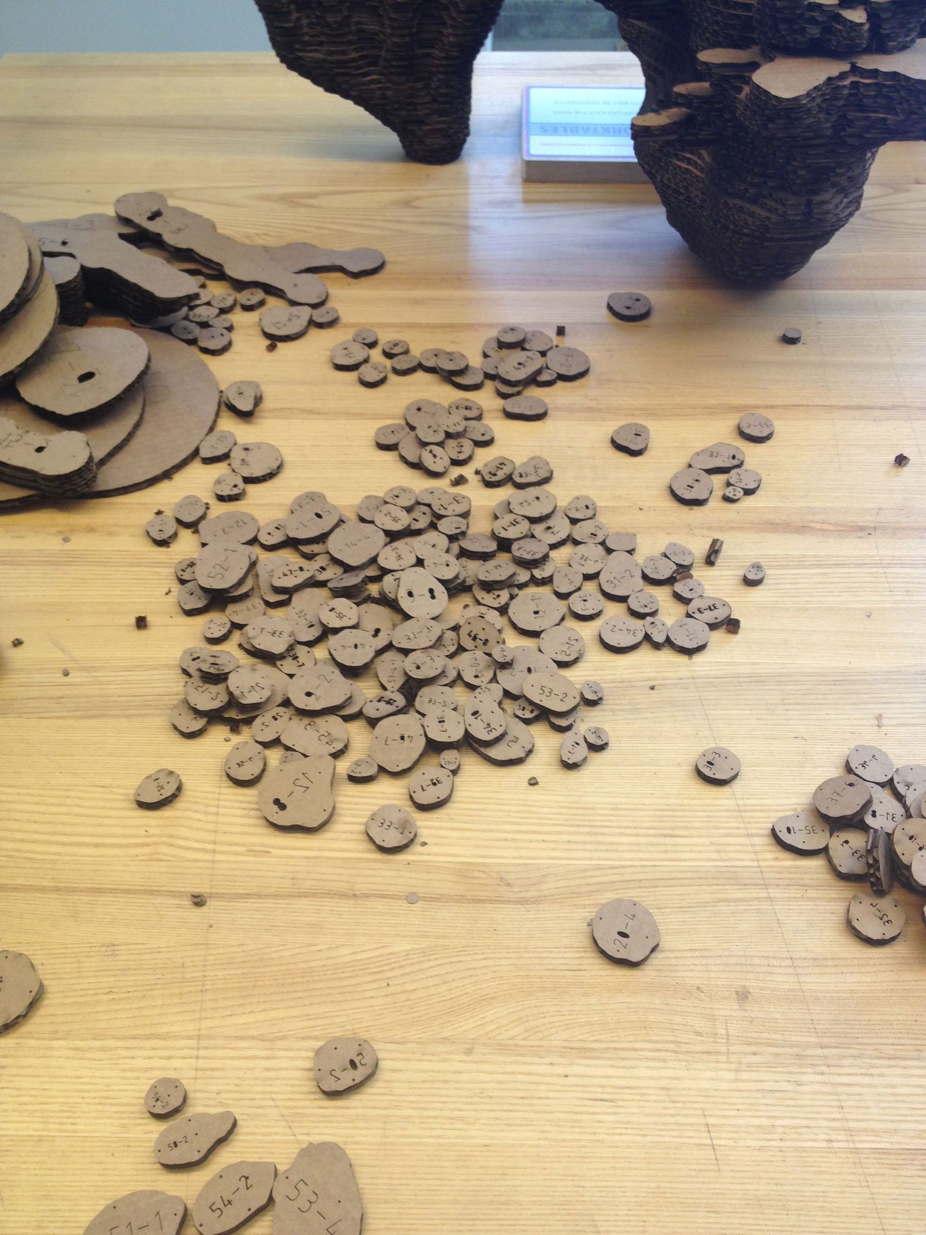 Giant Cardboard Cthulhu That Guards the Gold : 6 Steps (with Pictures ...