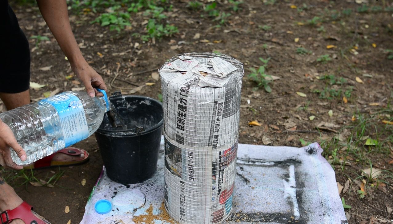 How to Make Concrete Tree Stump : 8 Steps (with Pictures) - Instructables