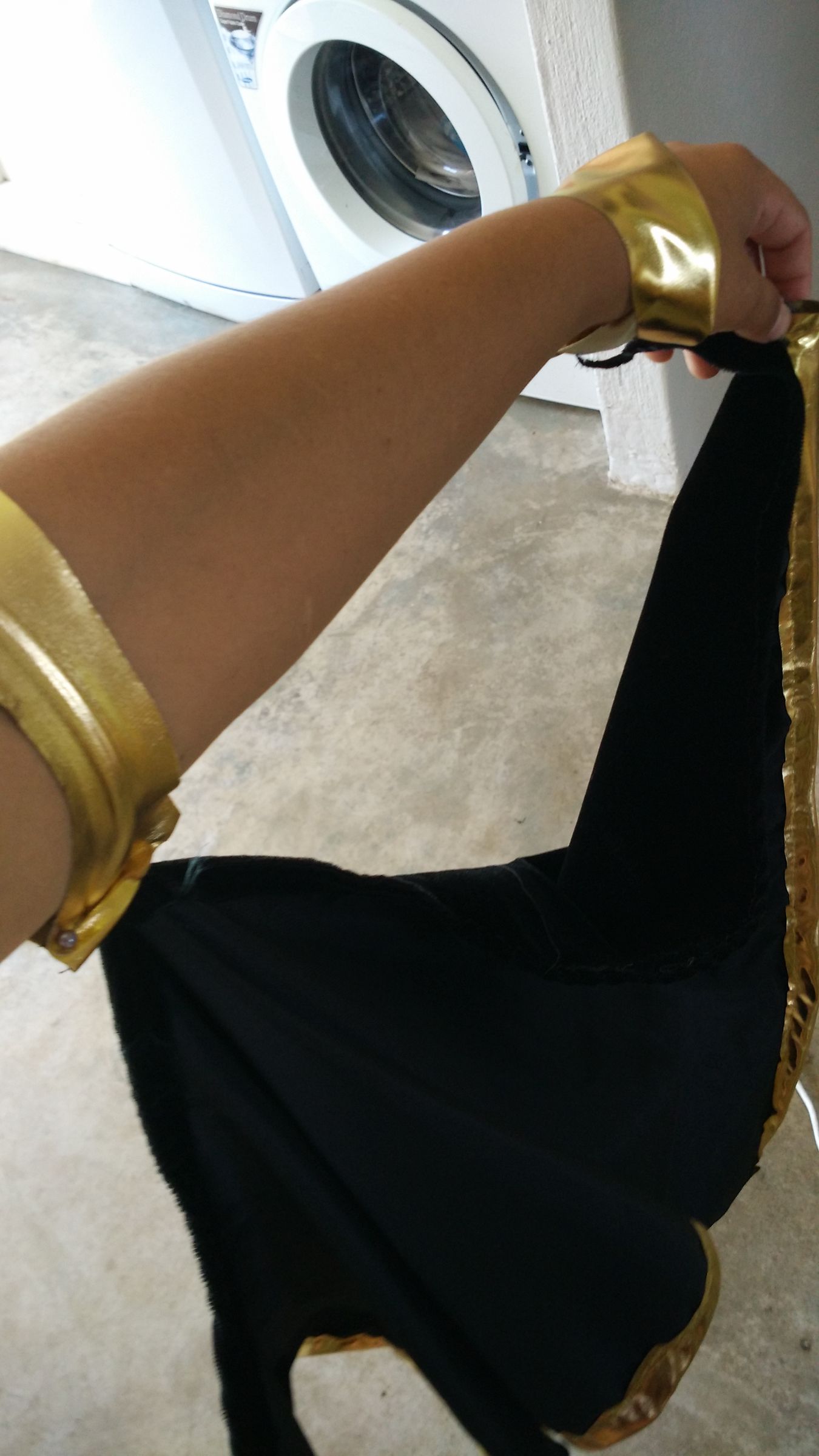 Storm From Xmen Cape : 11 Steps (with Pictures) - Instructables