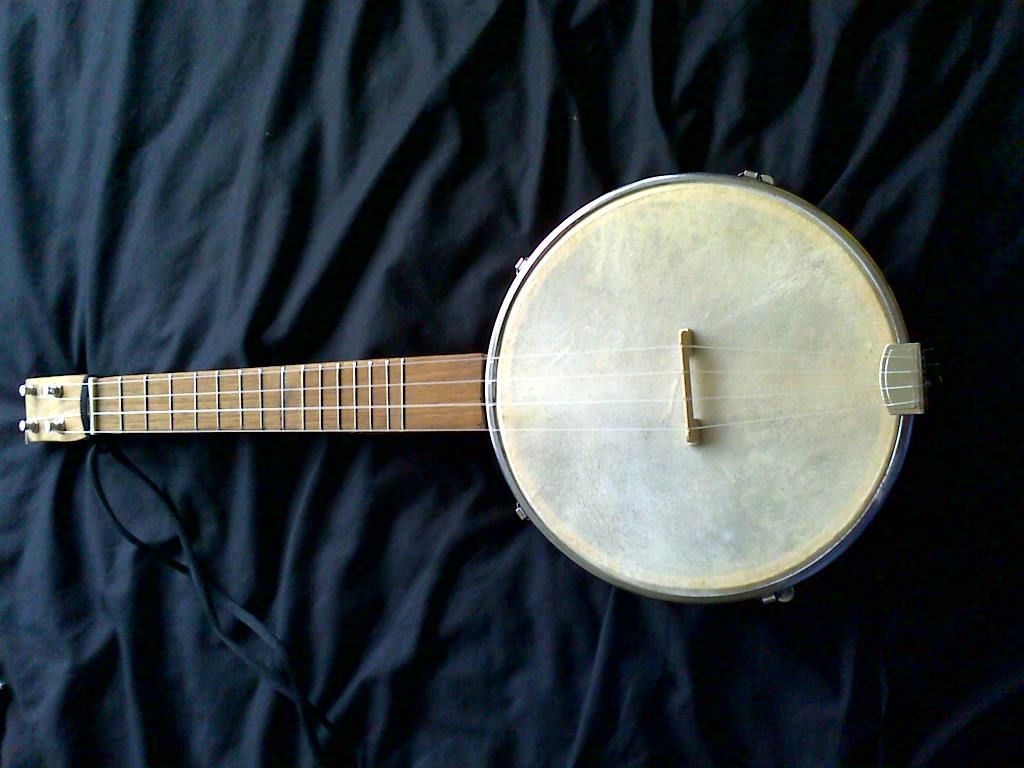 Make Your Own Banjo Ukulele. : 4 Steps - Instructables