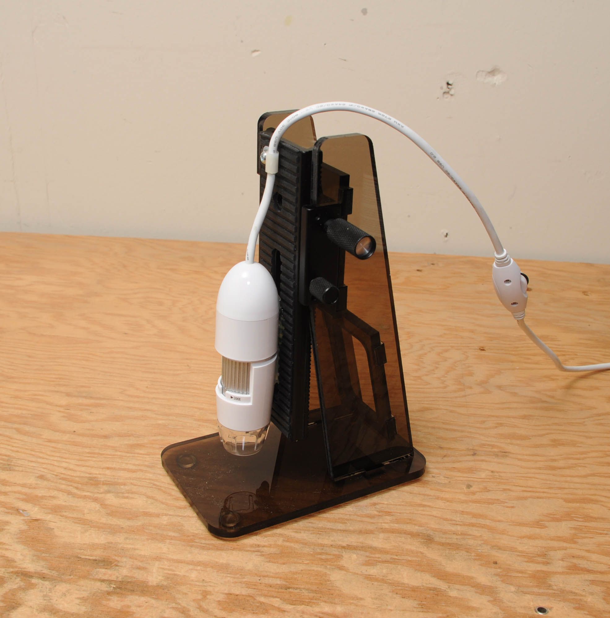 Focusing Stand Makes Cheap USB Microscope More Useful : 4 Steps (with ...