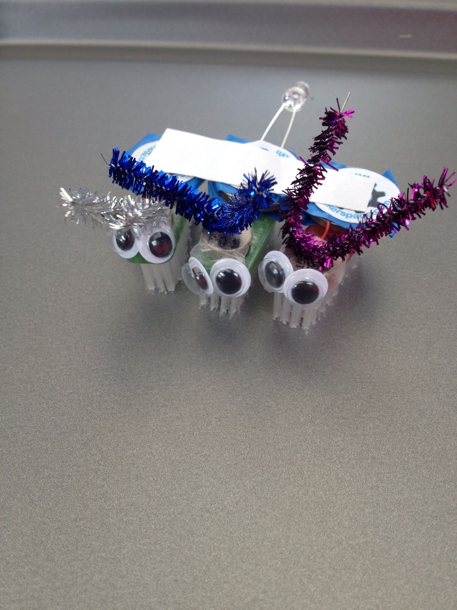 Community Kids' Build: Bristlebots! : 6 Steps (with Pictures ...