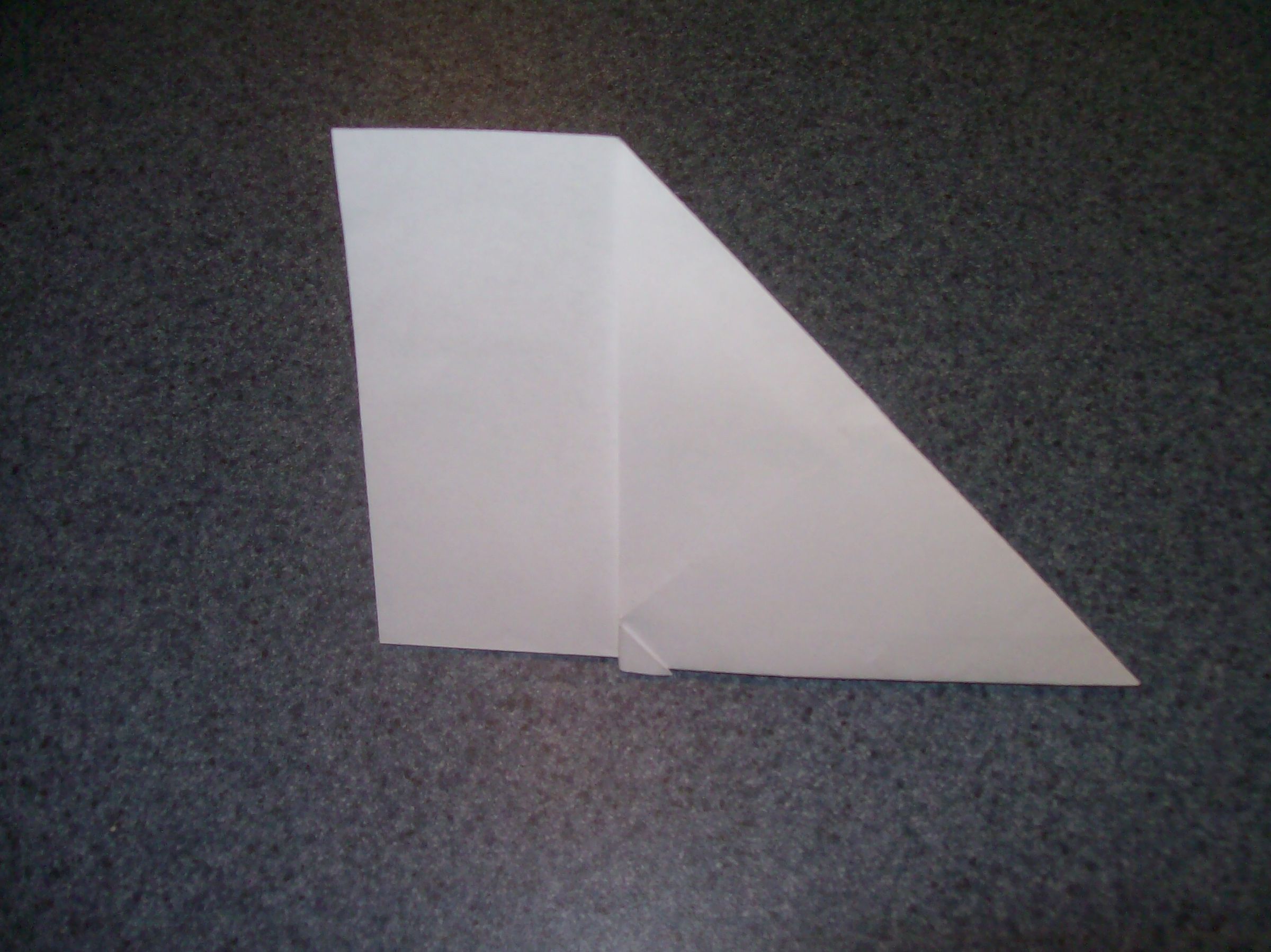 A Good Paper Airplane : 8 Steps - Instructables