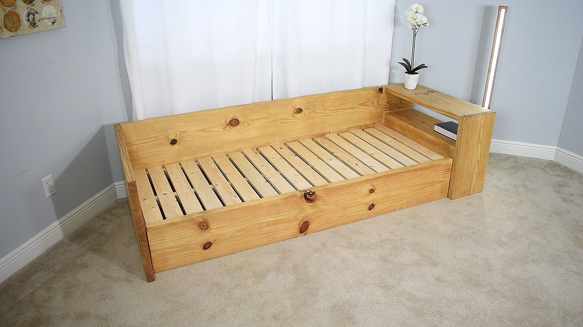 How to Make a SOFA That Turns Into a BED : 10 Steps (with Pictures ...