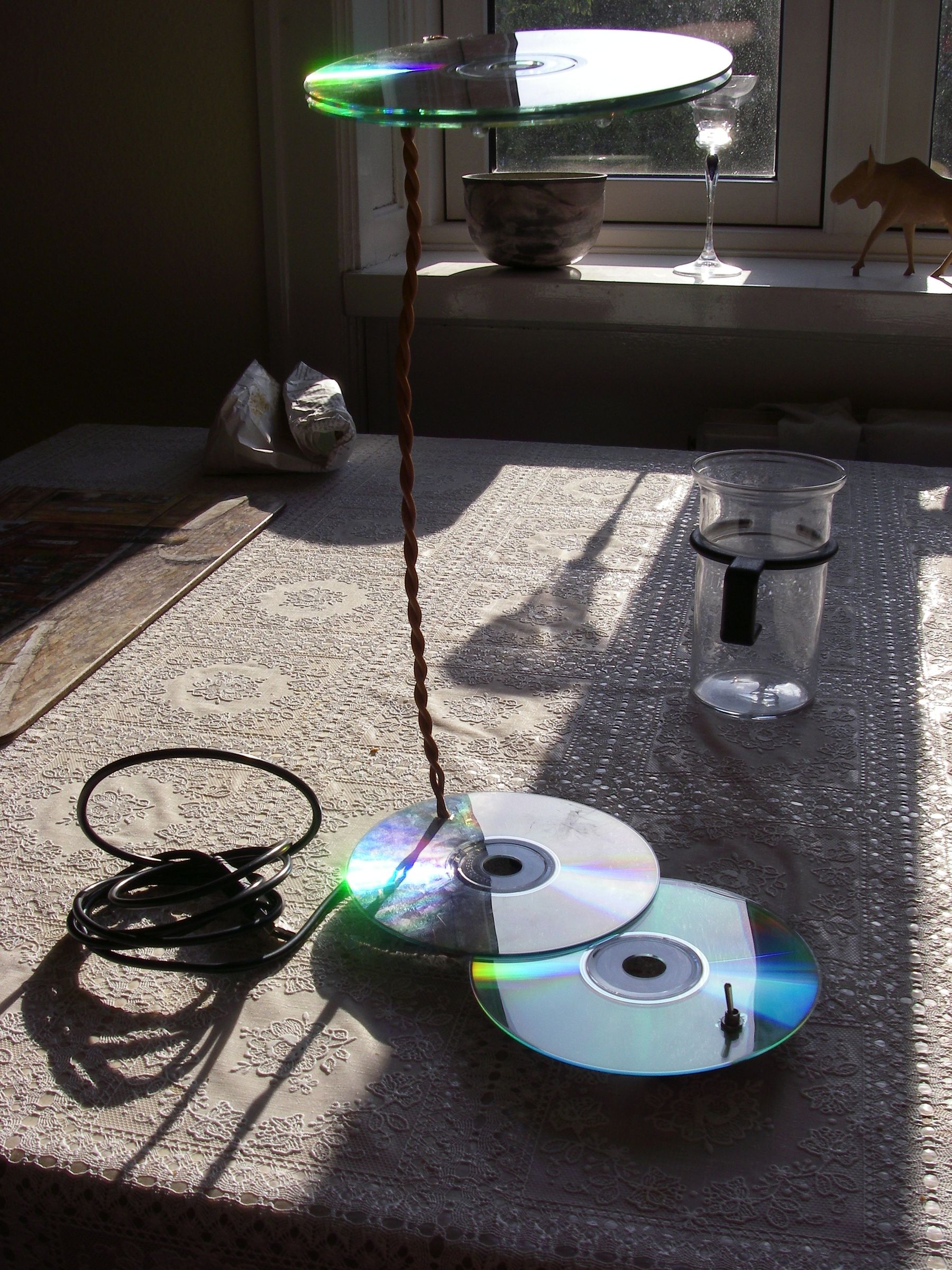 The USB Powered LED CD Lamp : 8 Steps (with Pictures) - Instructables