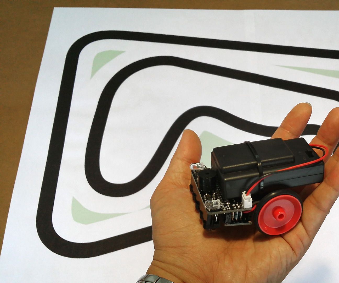 Arduino Based Desktop Line Follower - JolliBot : 6 Steps (with Pictures ...