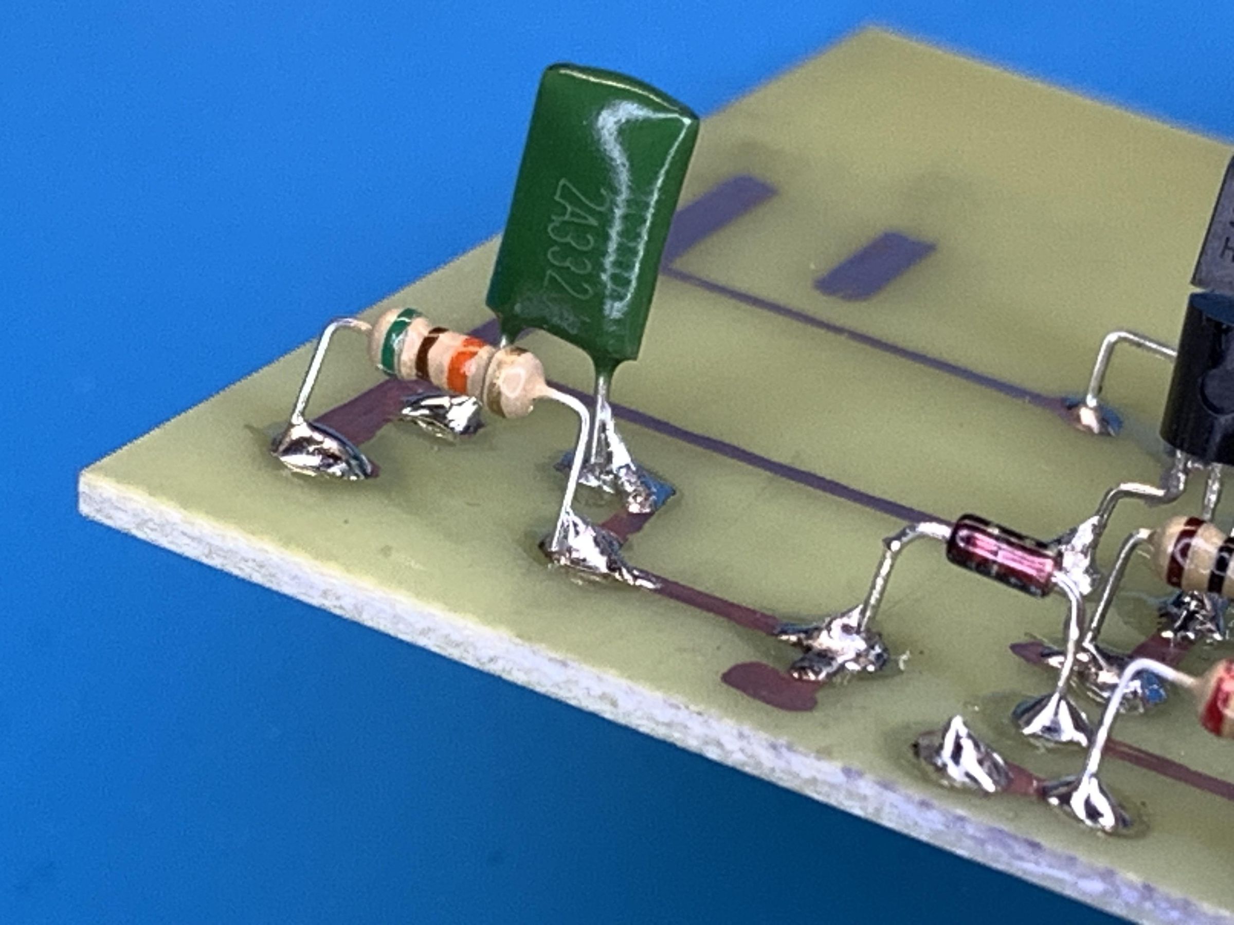 Make a Simple AM Radio : 4 Steps - Instructables