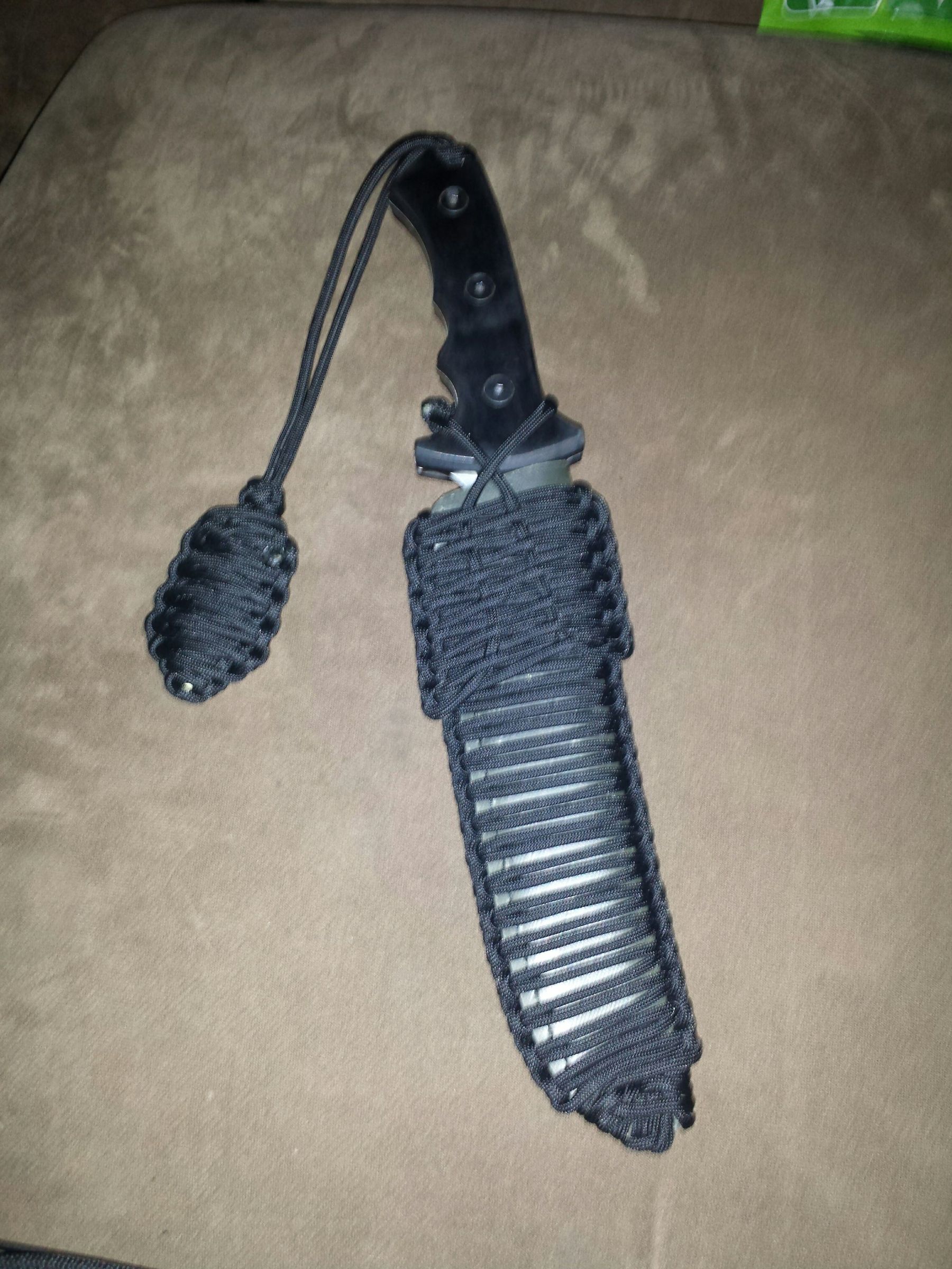 Hunter Knife Paracord Sheath : 7 Steps (with Pictures) - Instructables