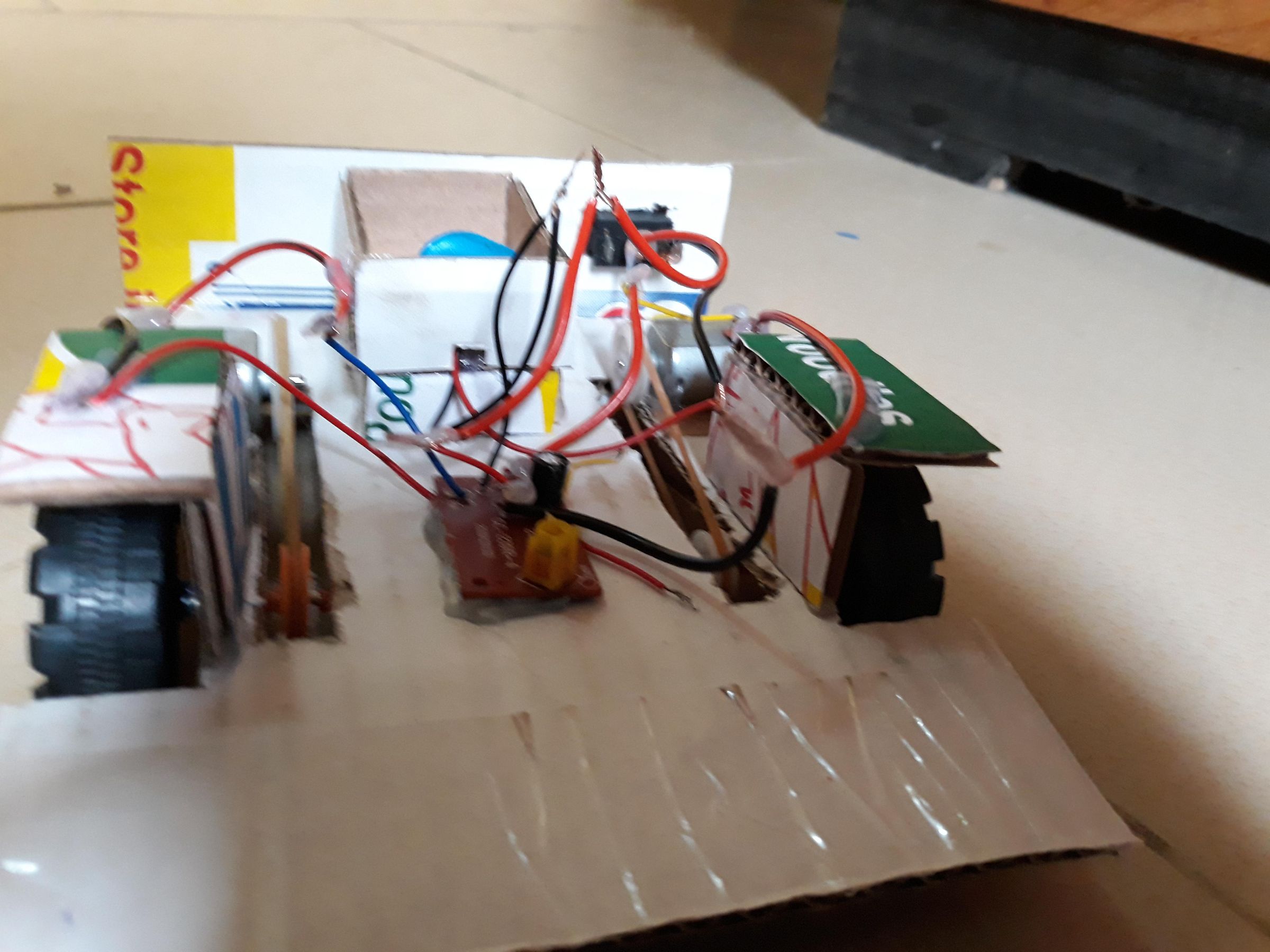 9 Volt Remote Control Pusher Battlebot : 4 Steps - Instructables