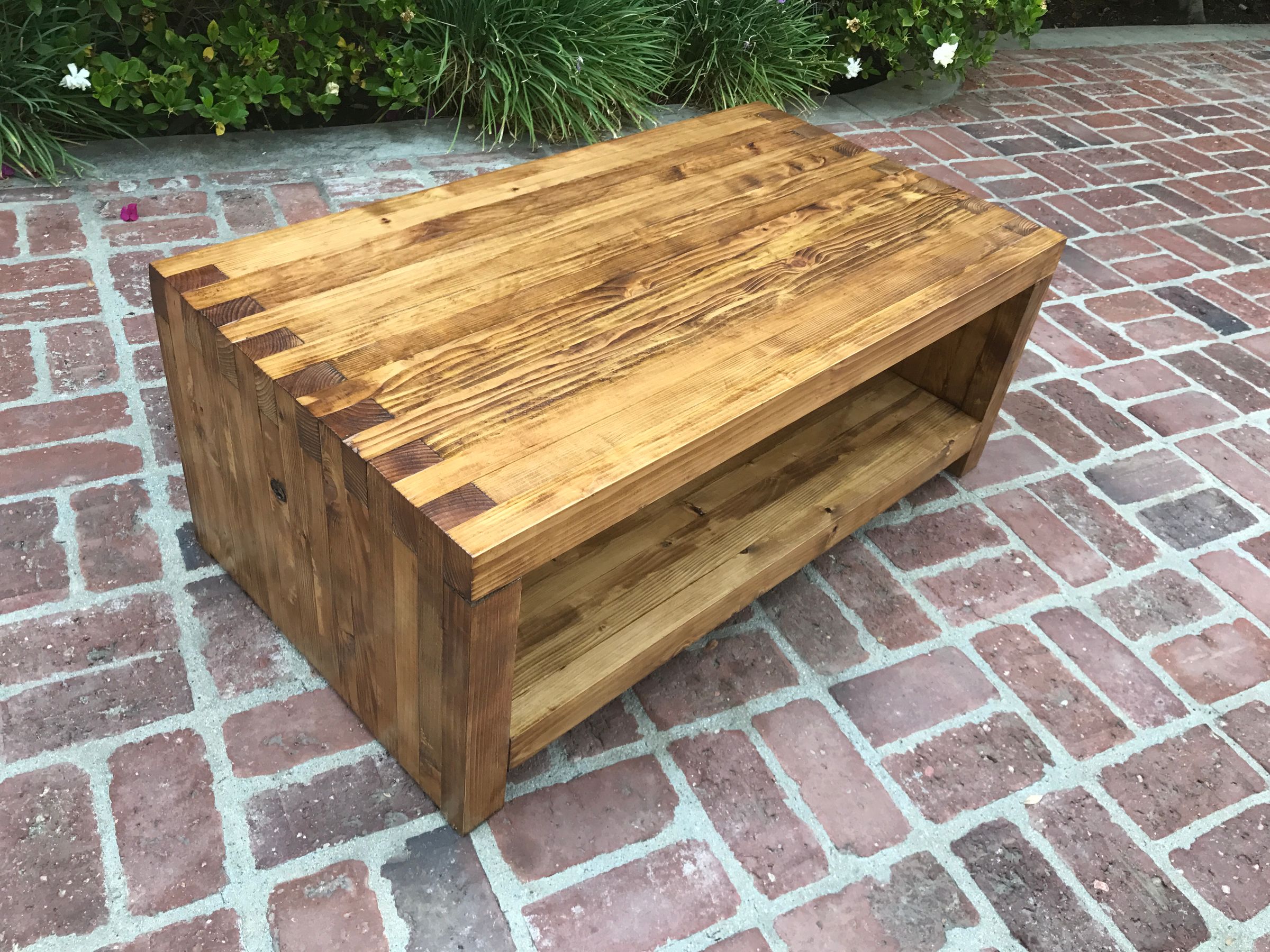 Modern Box-Joint Coffee Table : 16 Steps (with Pictures) - Instructables