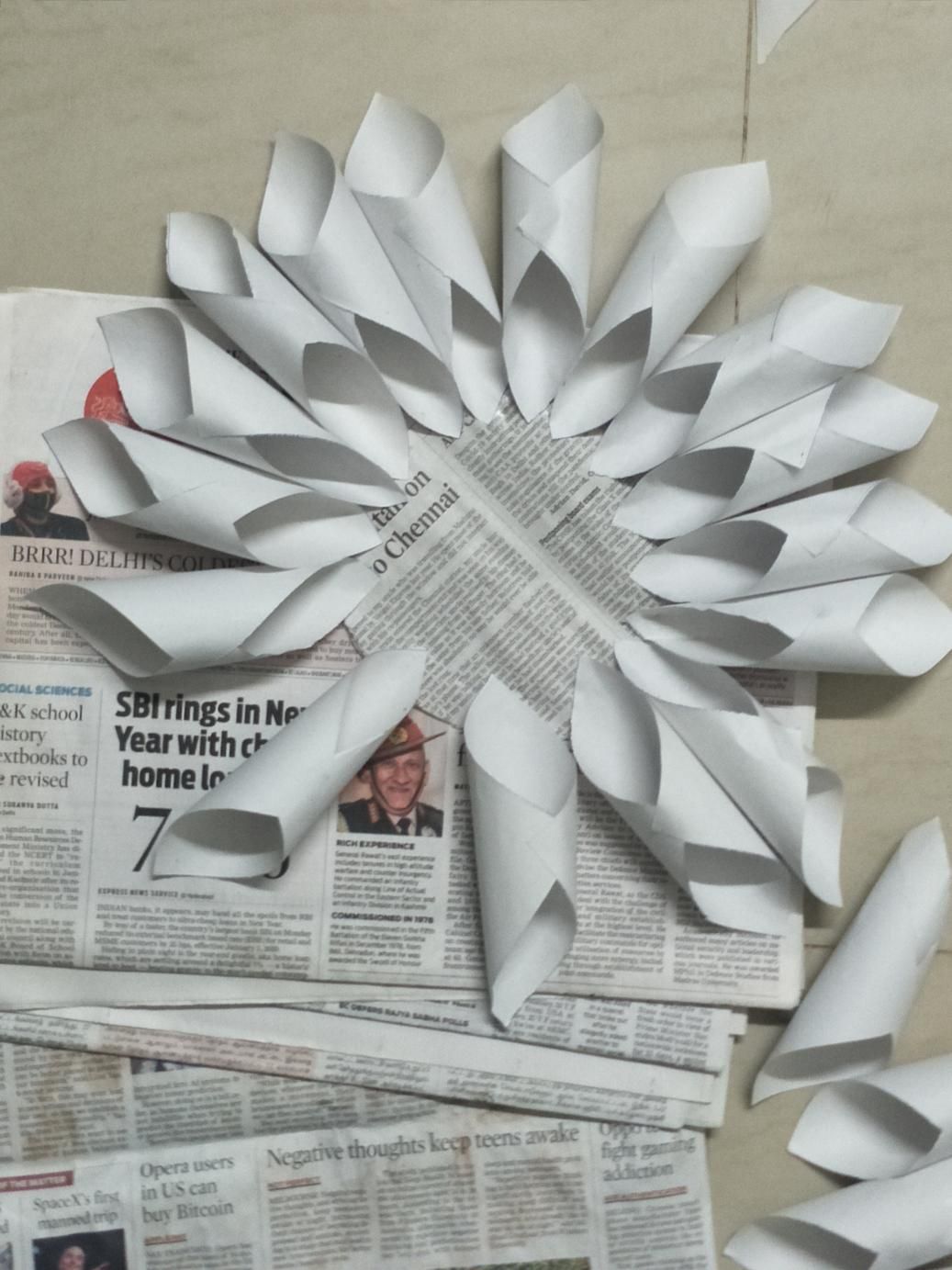 DIY White Paper Wall Decor : 13 Steps - Instructables