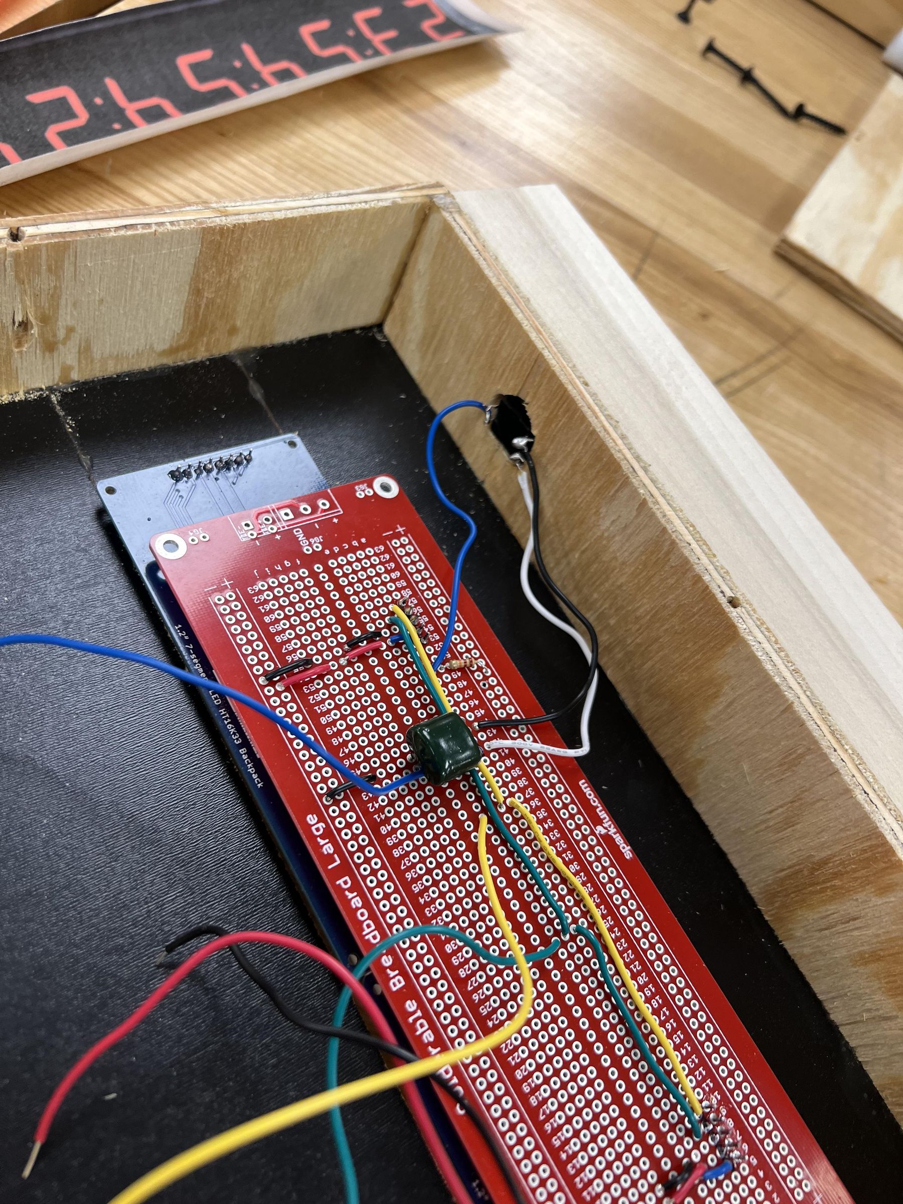 Clapperboard With Built-In SMPTE Timecode Display : 14 Steps (with ...