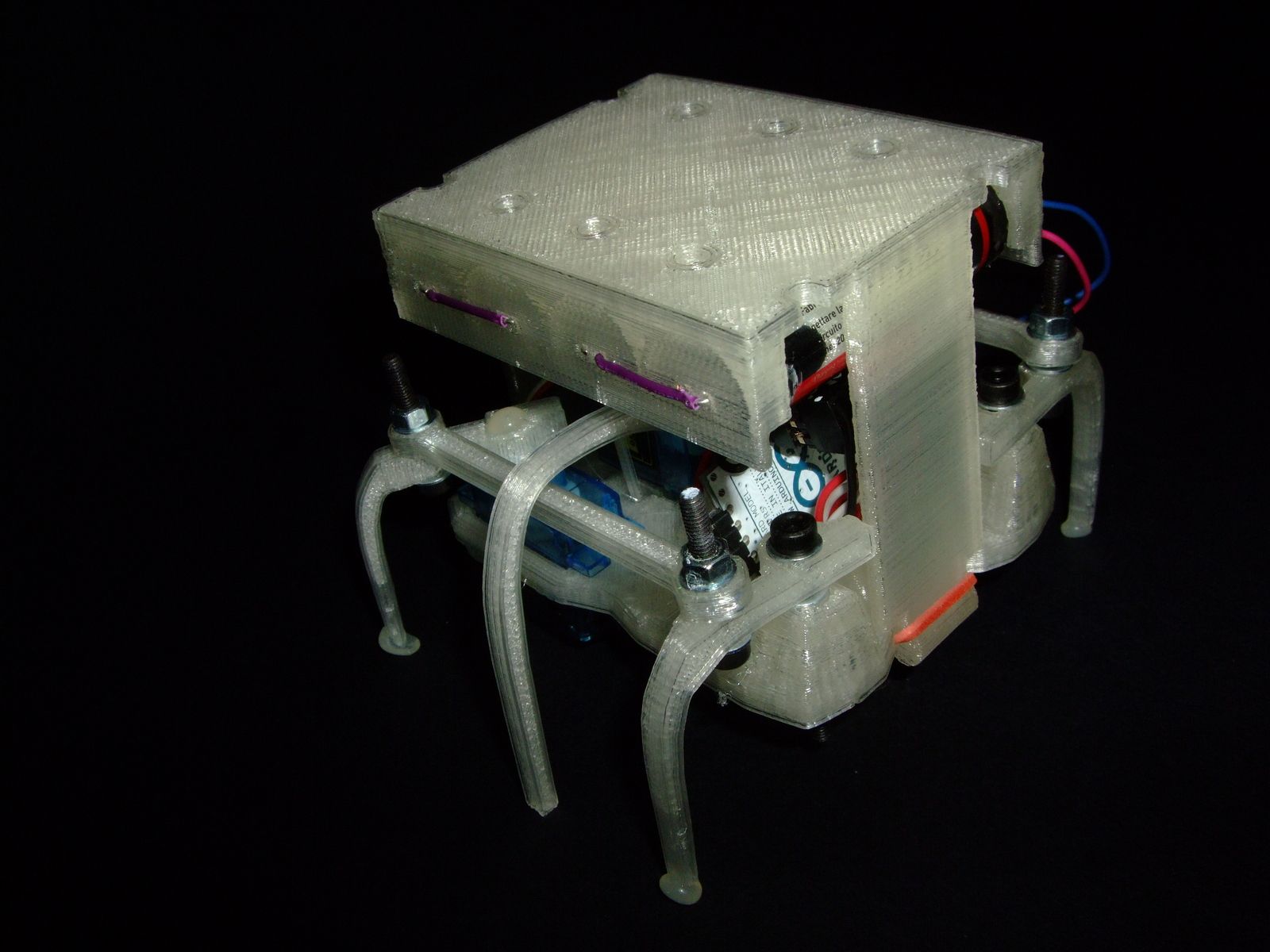 Hexapoduino: Tiny Hexapod 3D Printed, Arduino Controlled : 8 Steps (with Pictures) - Instructables
