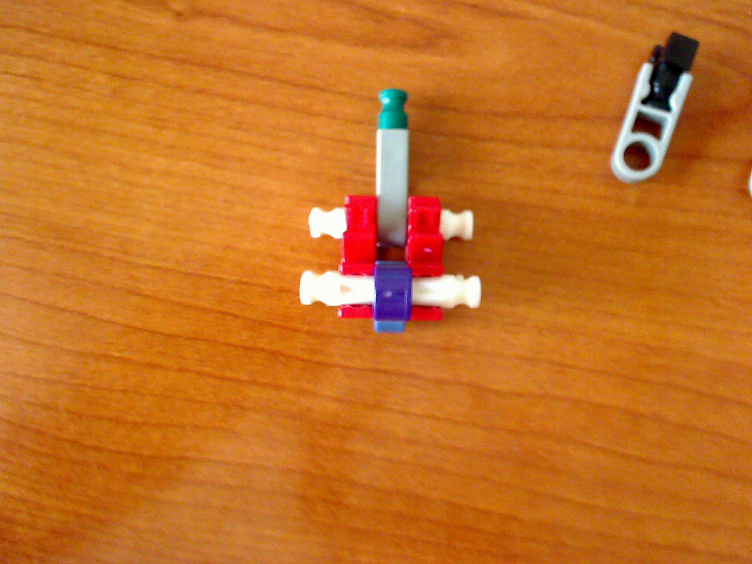 The Knex Thompson Sub Machine Gun (SMG) : 8 Steps - Instructables