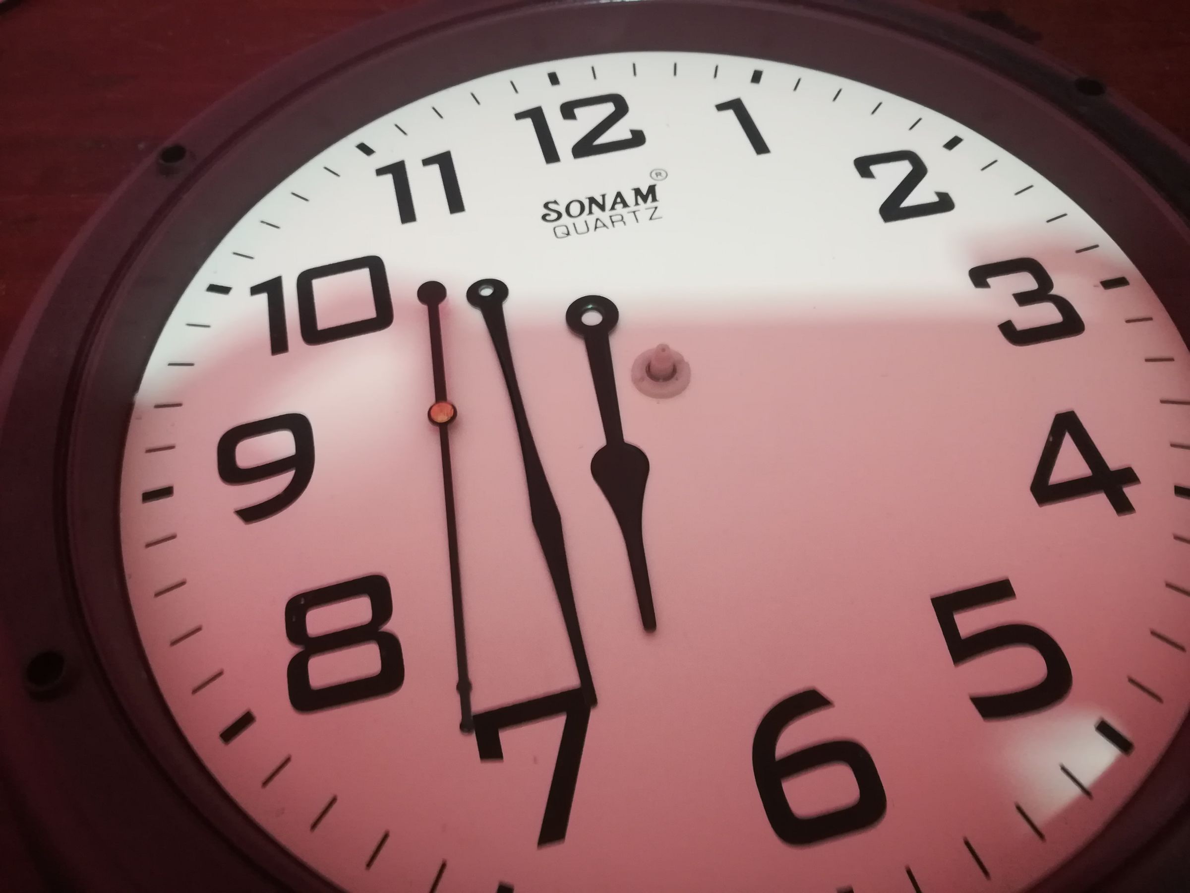 Easy DIY Infinity Mirror Clock : 3 Steps - Instructables