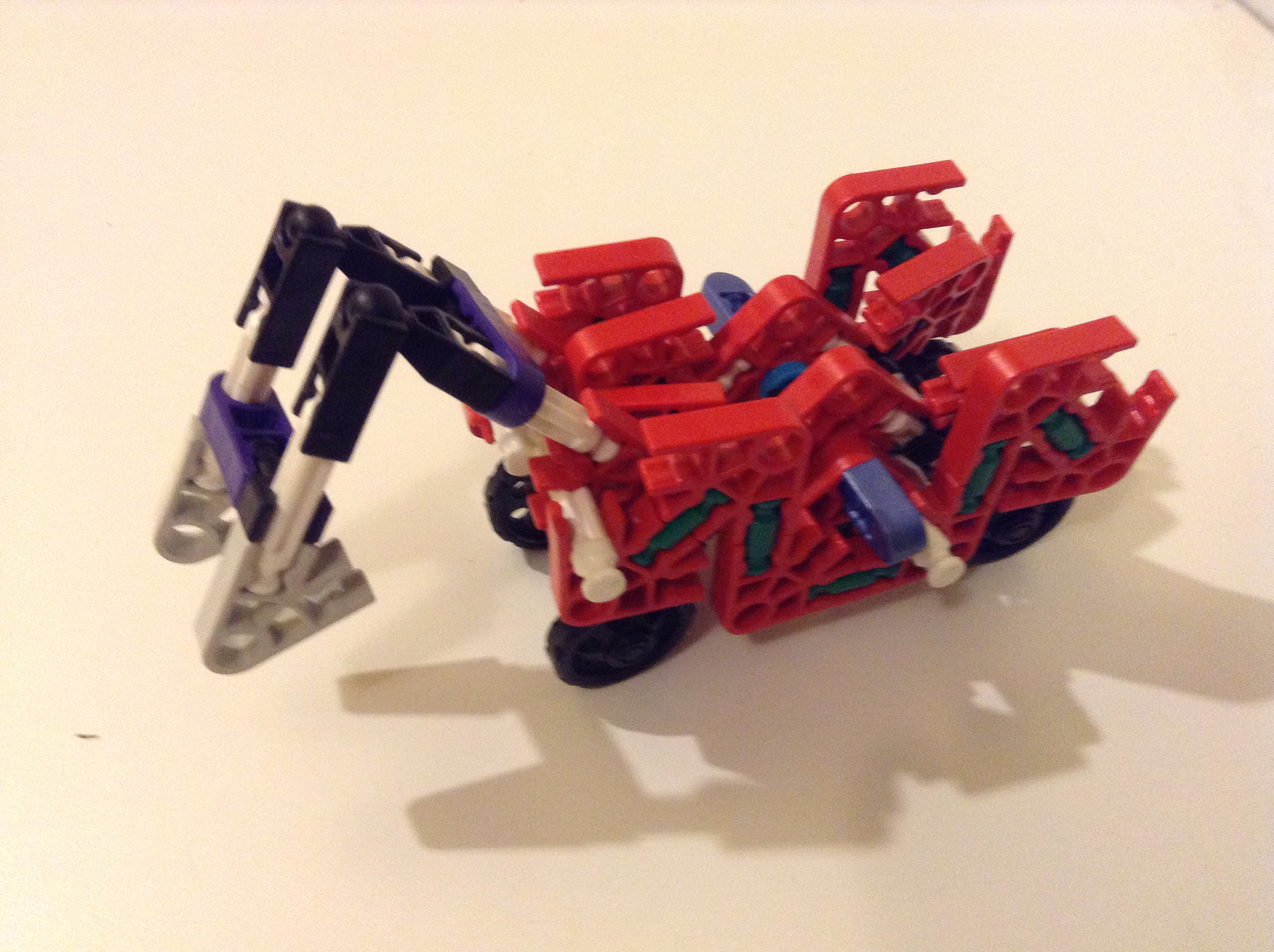 K'nex Transformer Mini Devastator : 8 Steps - Instructables