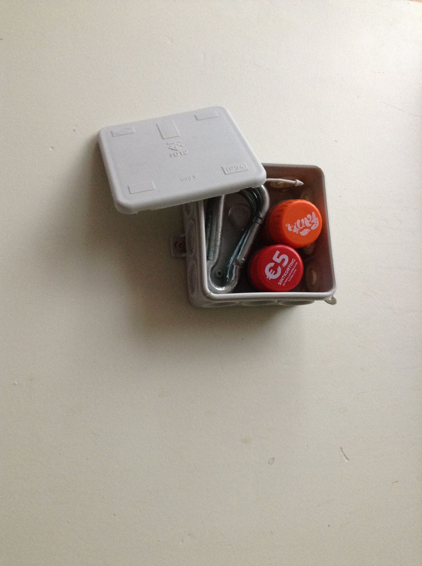 Little Secret Hide Place 3 Steps Instructables