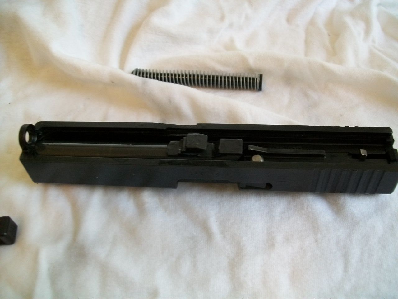 Glock 21 Slide Takedown : 12 Steps - Instructables