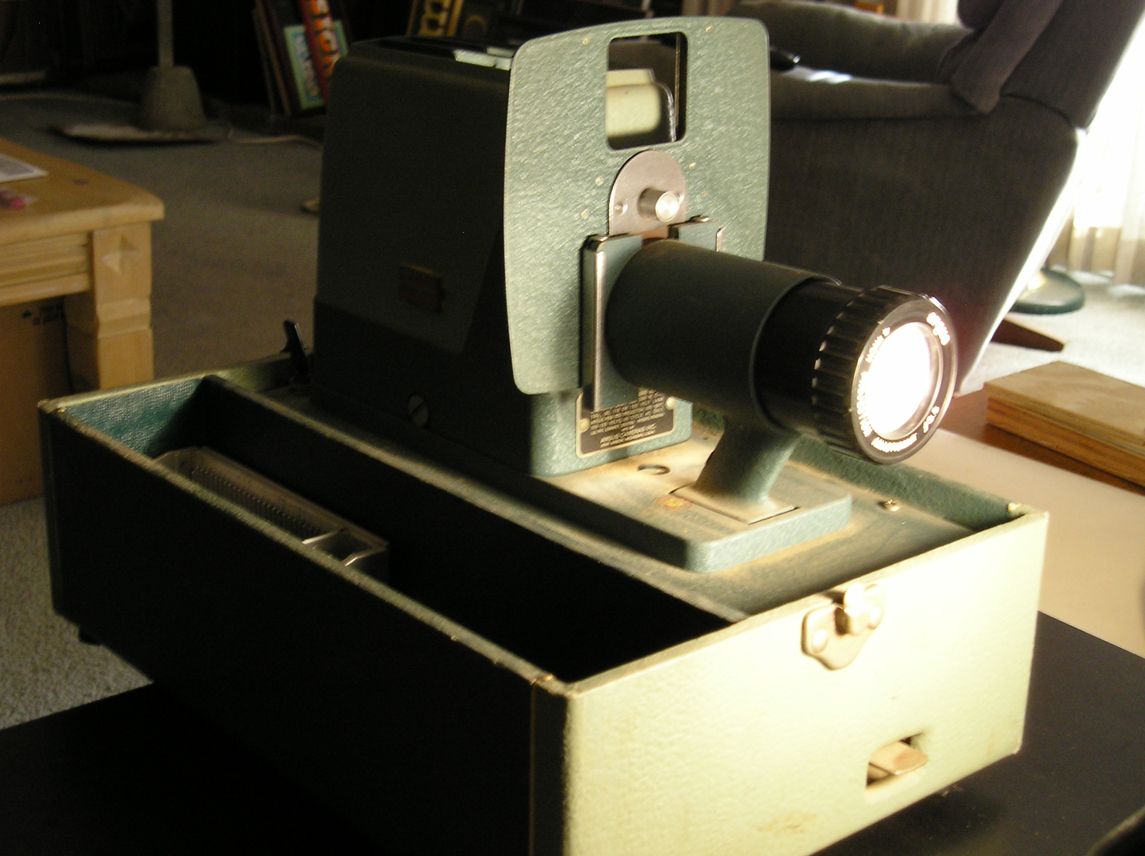 Copy Your Old Slides the Easy Way! : 8 Steps (with Pictures ...