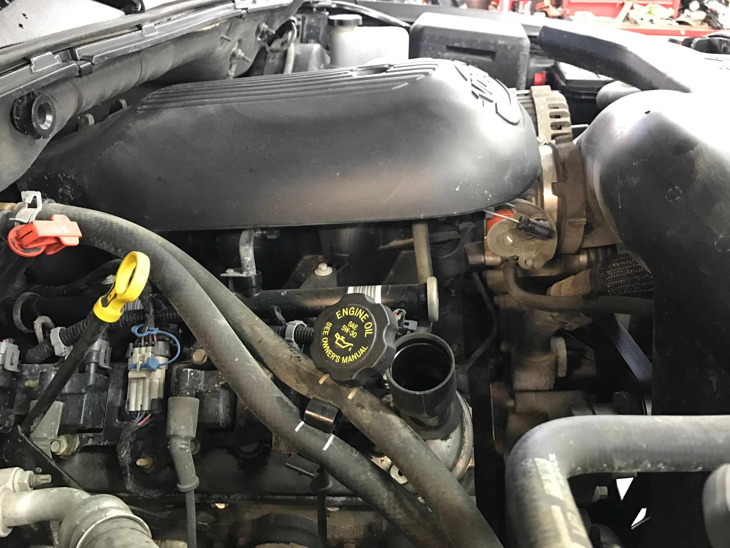 How to Perform an Oil Change : 8 Steps (with Pictures) - Instructables