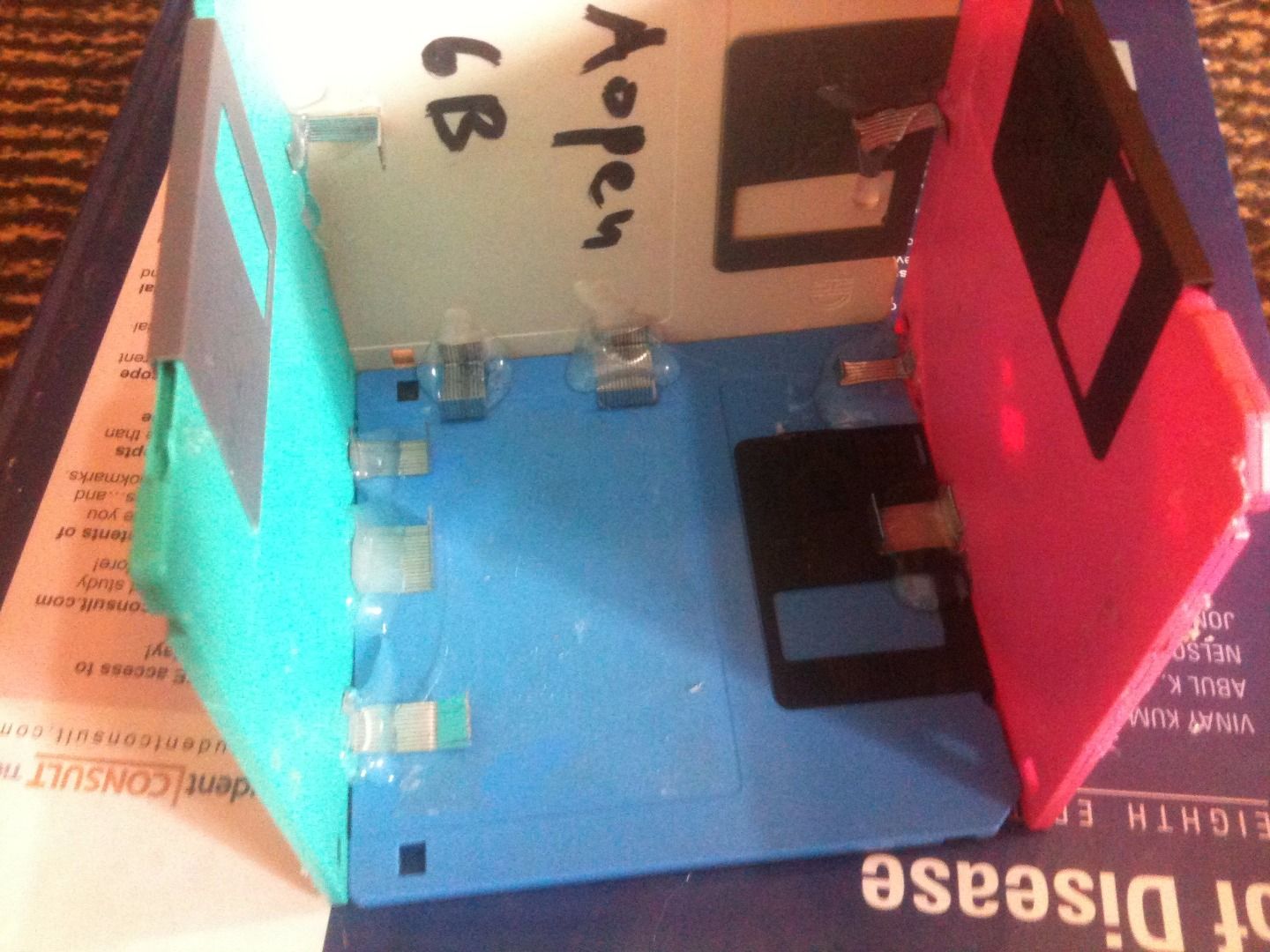 Floppy Disk Lamp : 7 Steps (with Pictures) - Instructables