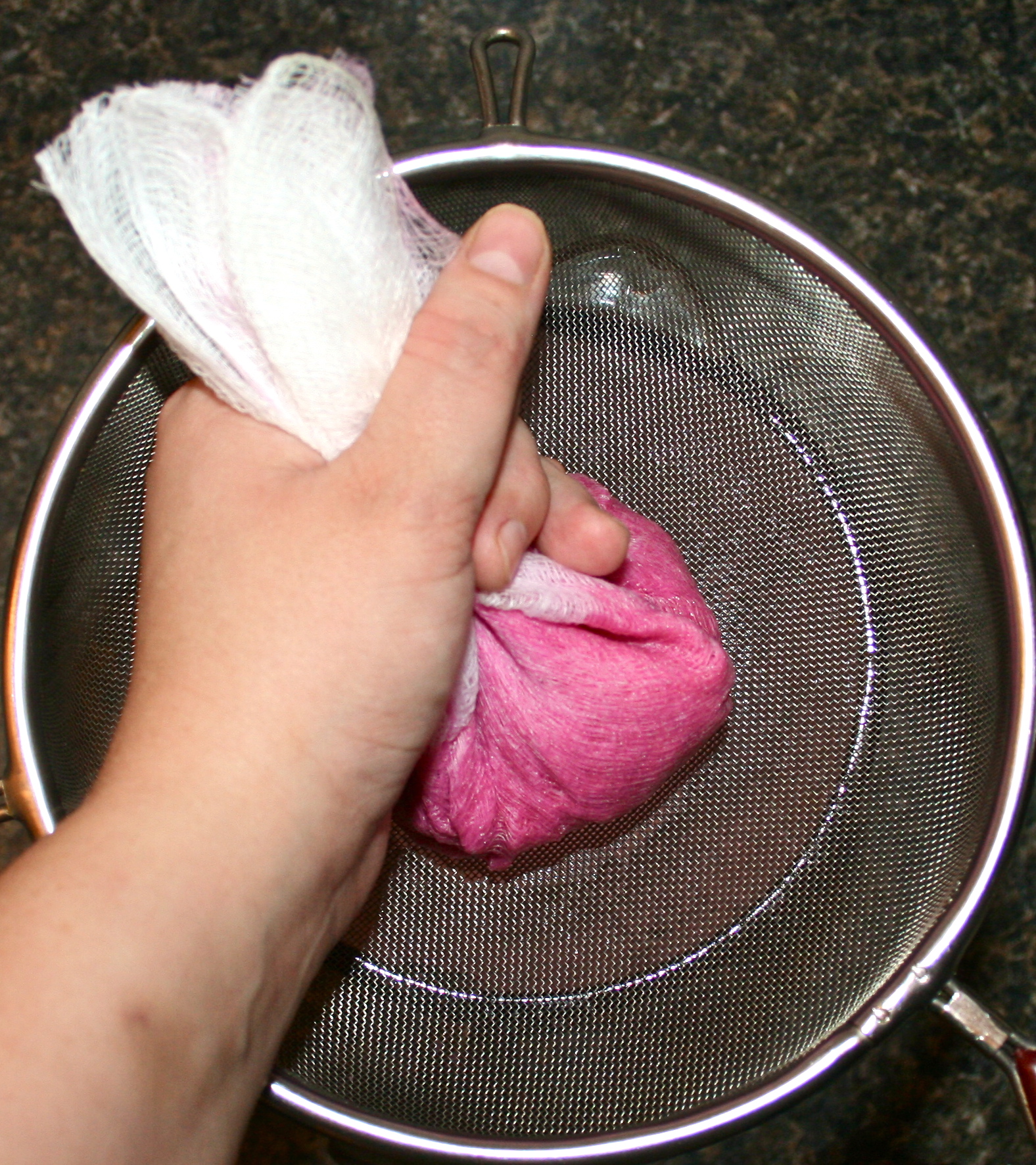 Homemade Pomegranate Juice to Heal Your Heart : 4 Steps - Instructables