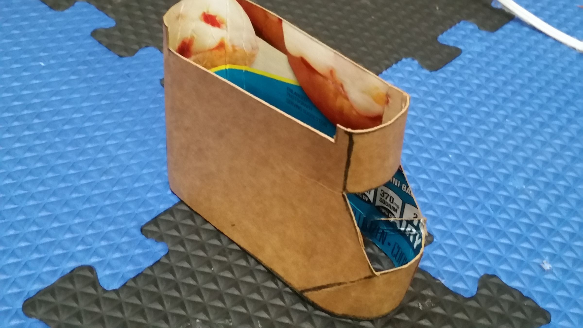 Working Cardboard Mandalorian Gauntlet: How to Make It : 14 Steps (with ...