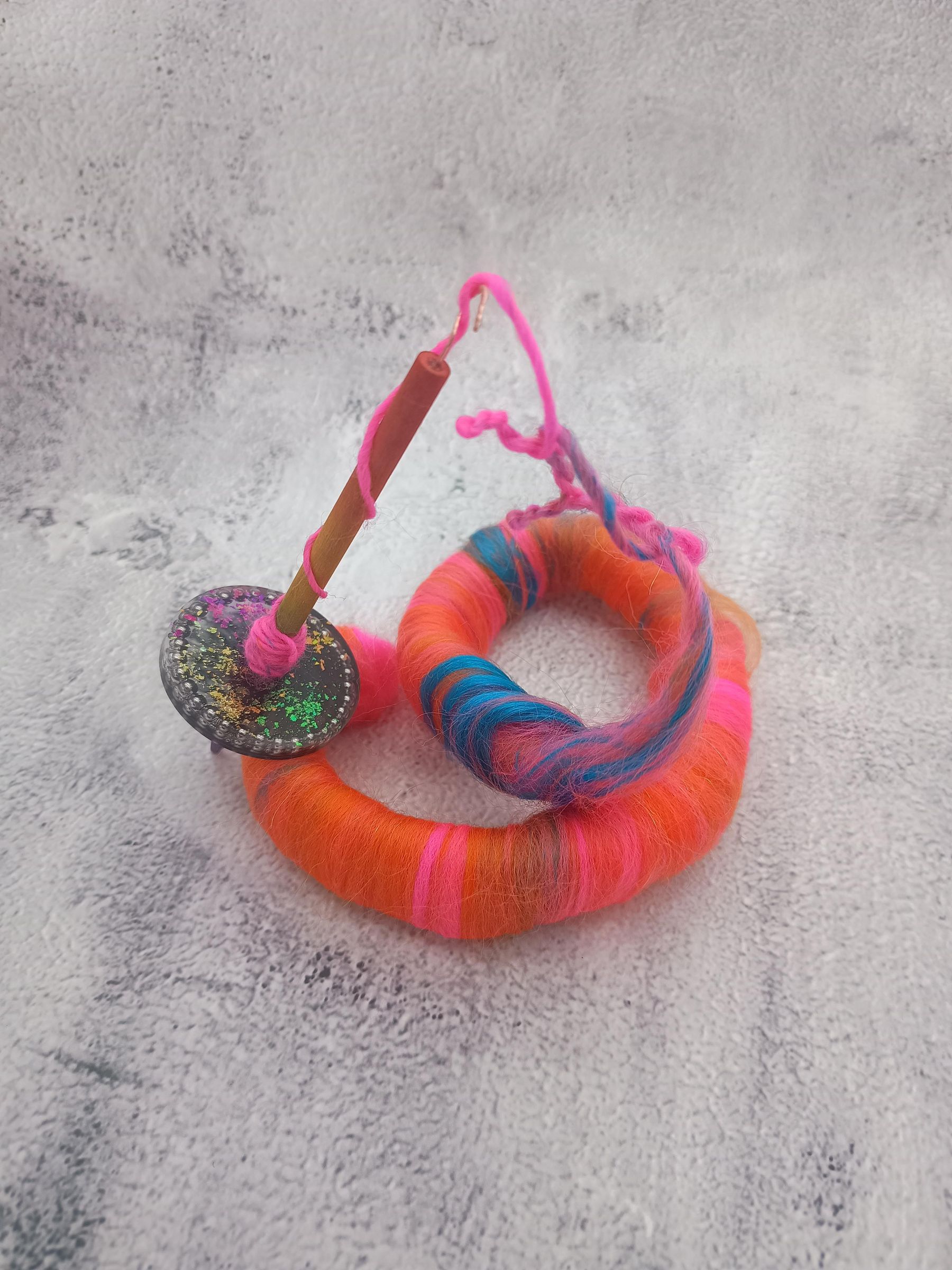 Mini Drop Spindle : 7 Steps (with Pictures) - Instructables