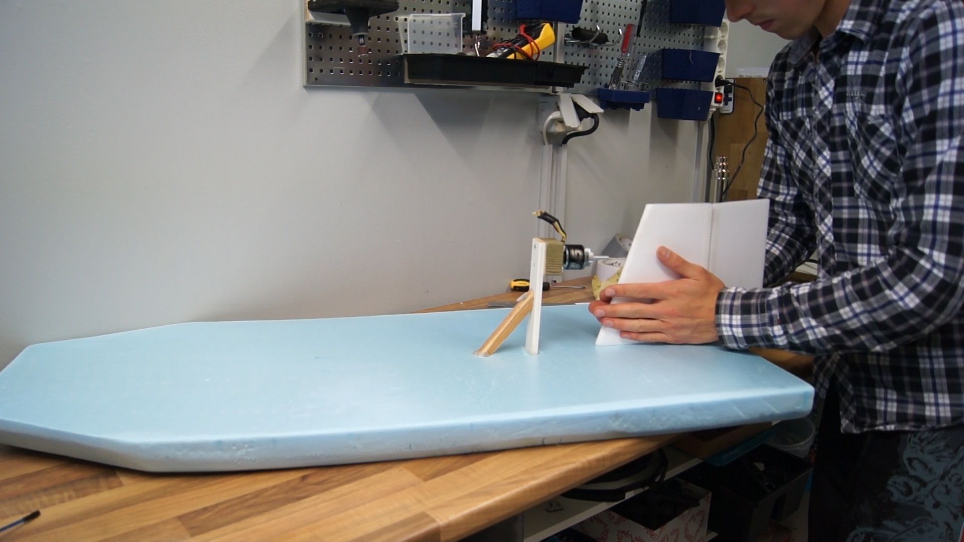 Foam RC Airboat Build DIY : 8 Steps (with Pictures) - Instructables