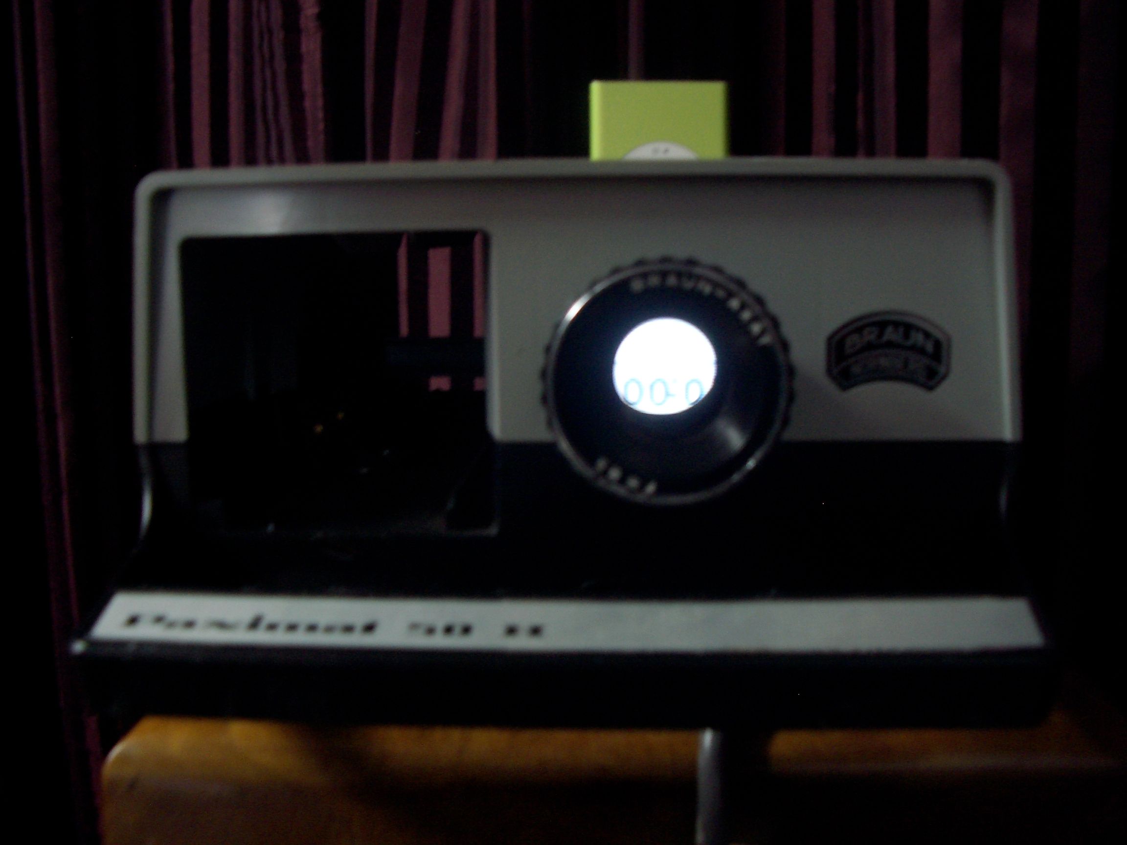 $6 Ipod Nano Projector : 3 Steps (with Pictures) - Instructables