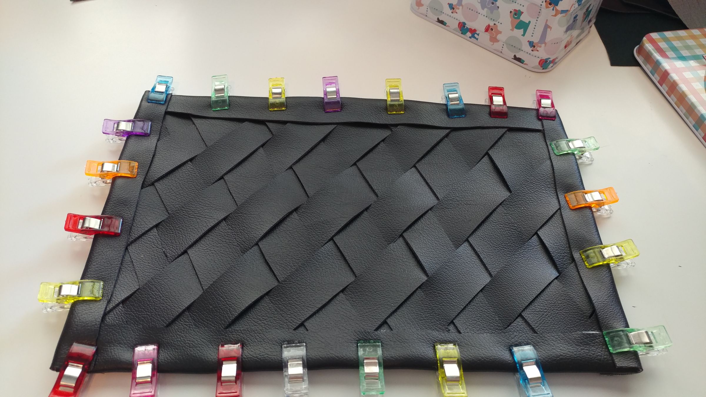 Fem Kratos Cosplay Build : 5 Steps (with Pictures) - Instructables