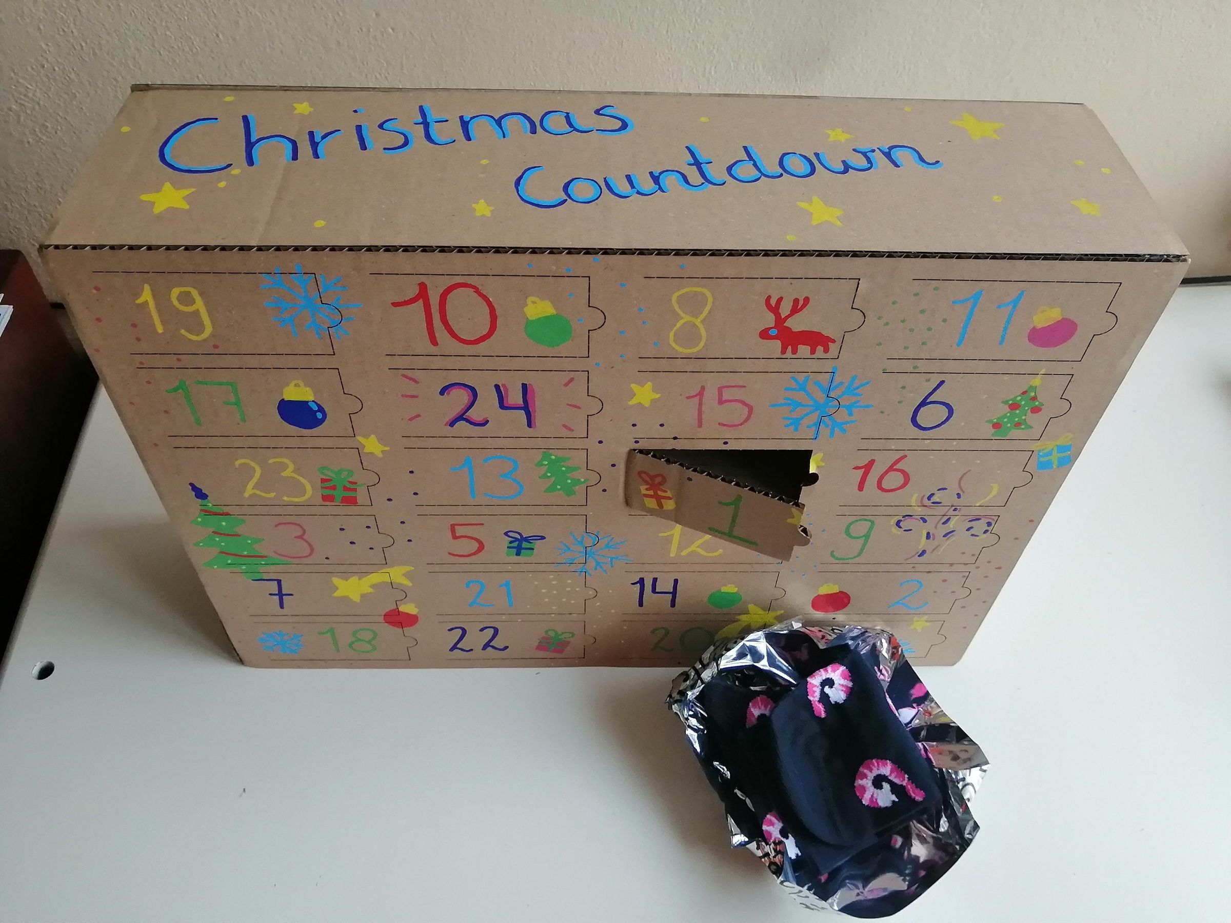 Advent Calendar From Cardboard : 8 Steps (with Pictures) - Instructables
