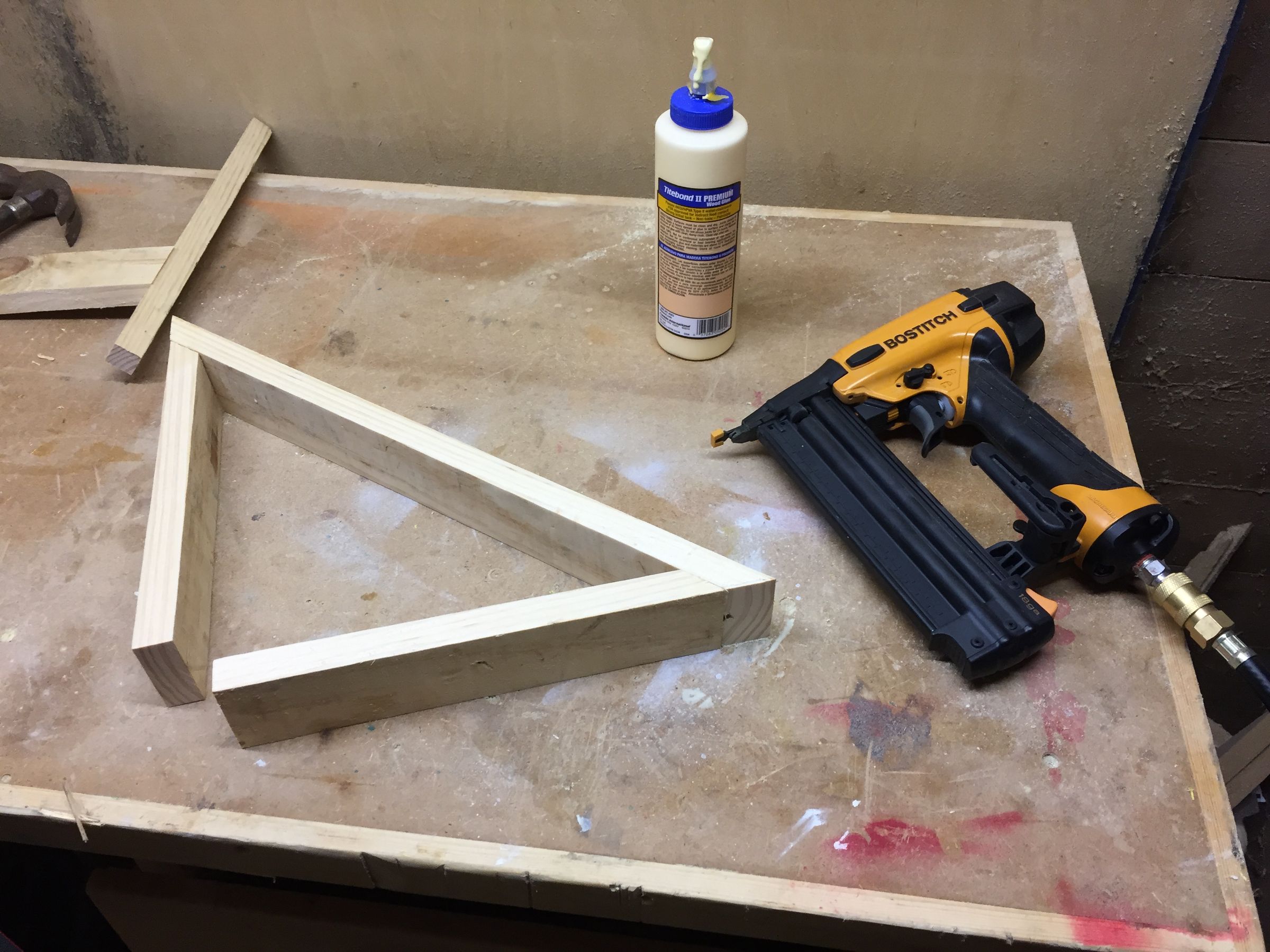 How to Make a Corner Shelf : 11 Steps (with Pictures) - Instructables