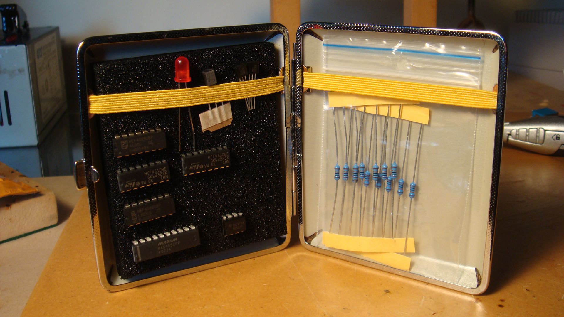 Component Hard Case : 4 Steps (with Pictures) - Instructables