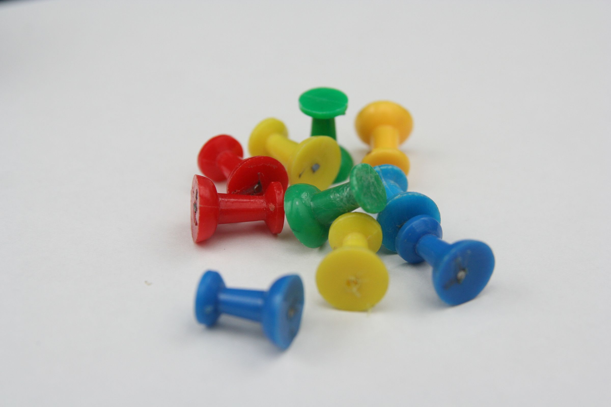 Magnetic Push Pins : 3 Steps (with Pictures) - Instructables