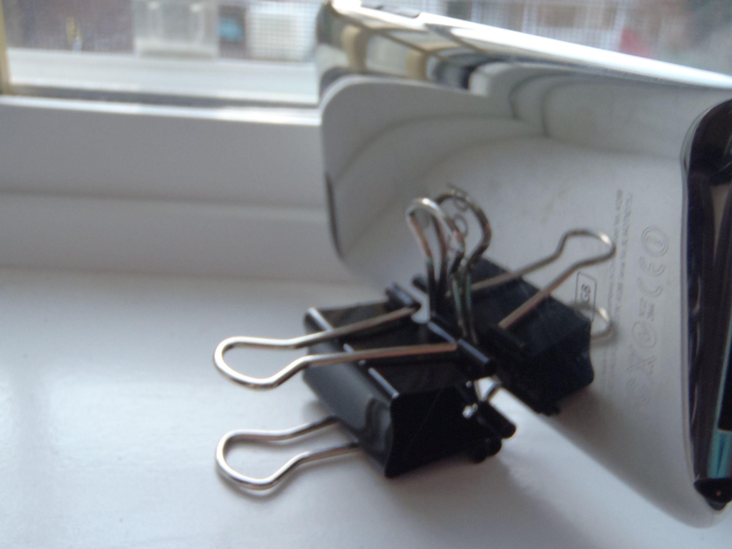 10 Innovated Uses for Binder Clips : 9 Steps (with Pictures ...