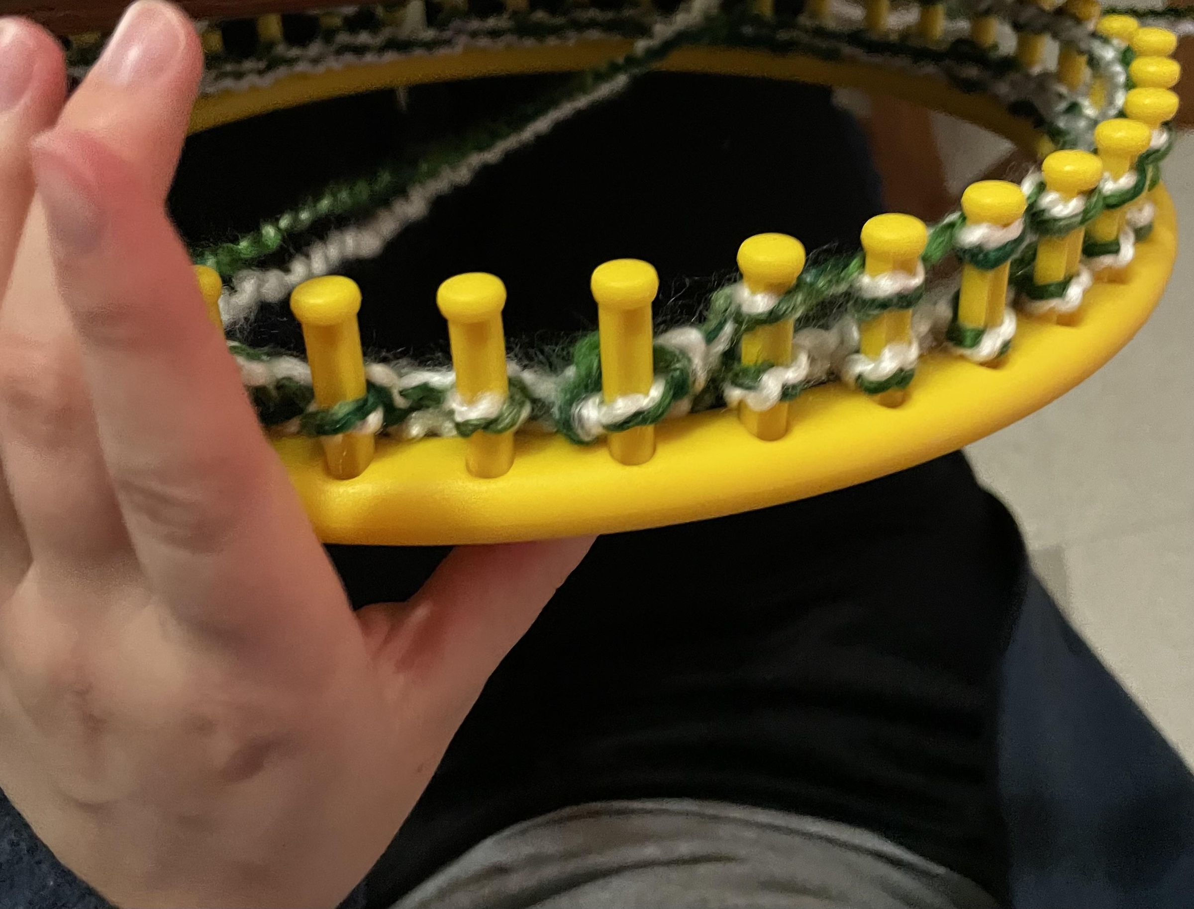 How to Make a Hat Using a Knitting Loom : 13 Steps - Instructables