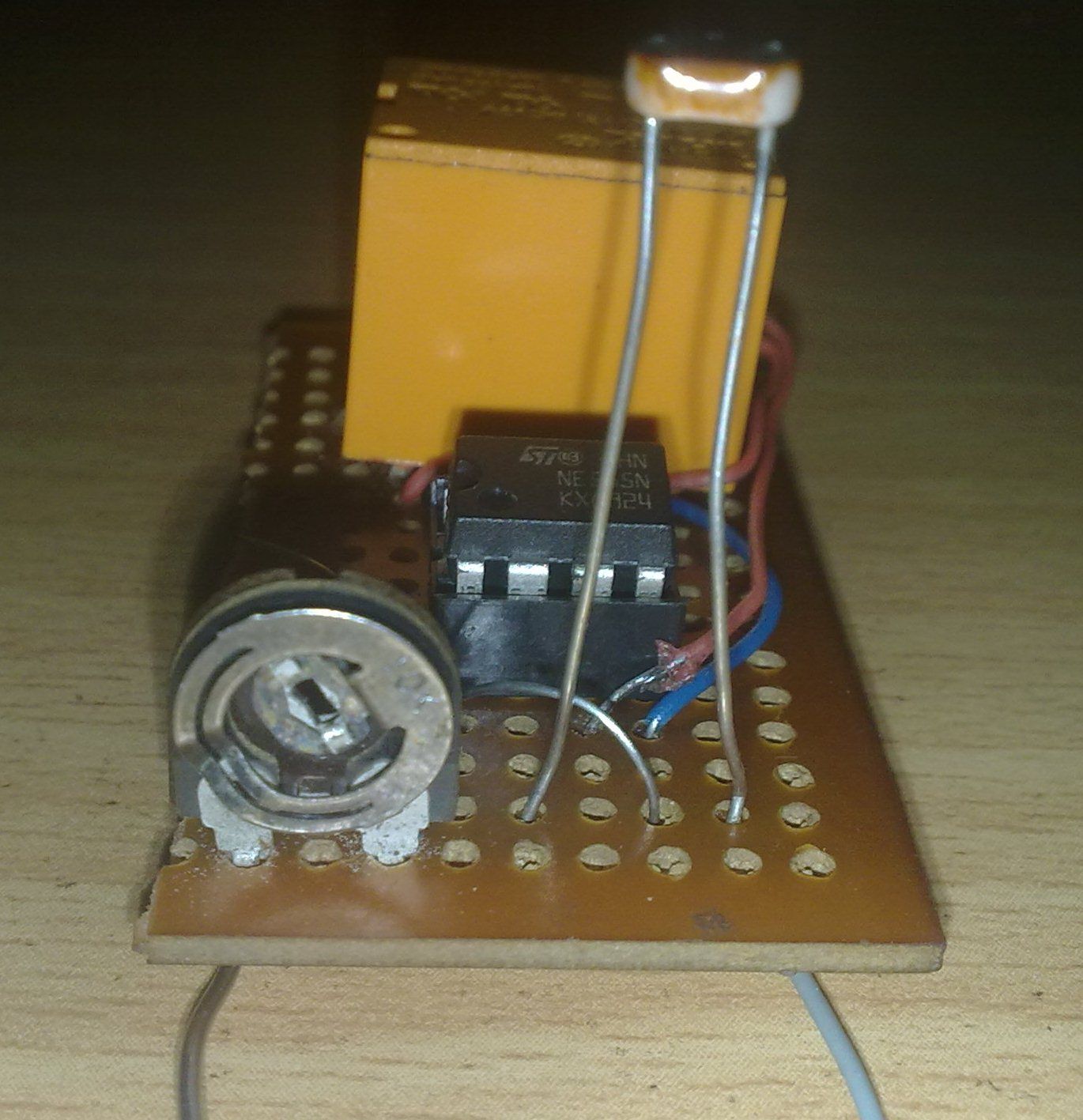 Dark Activated Switch : 4 Steps - Instructables