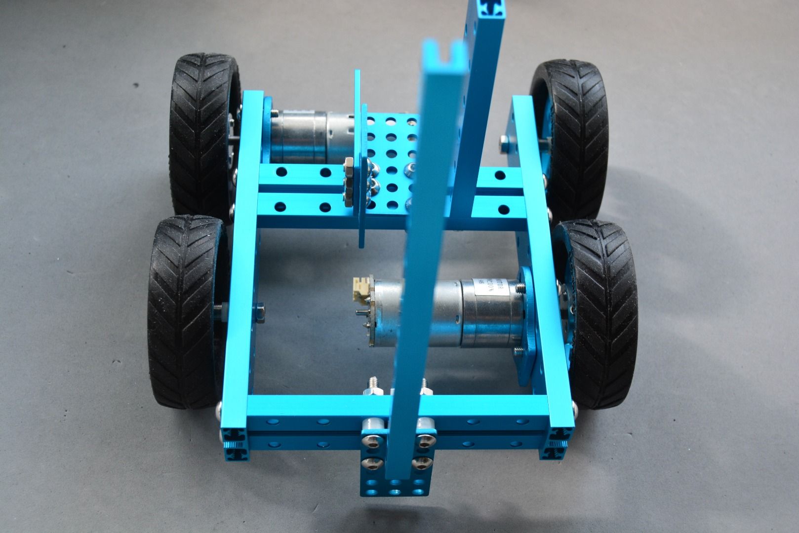 How to Make a Forklift With Makeblock : 14 Steps (with Pictures ...