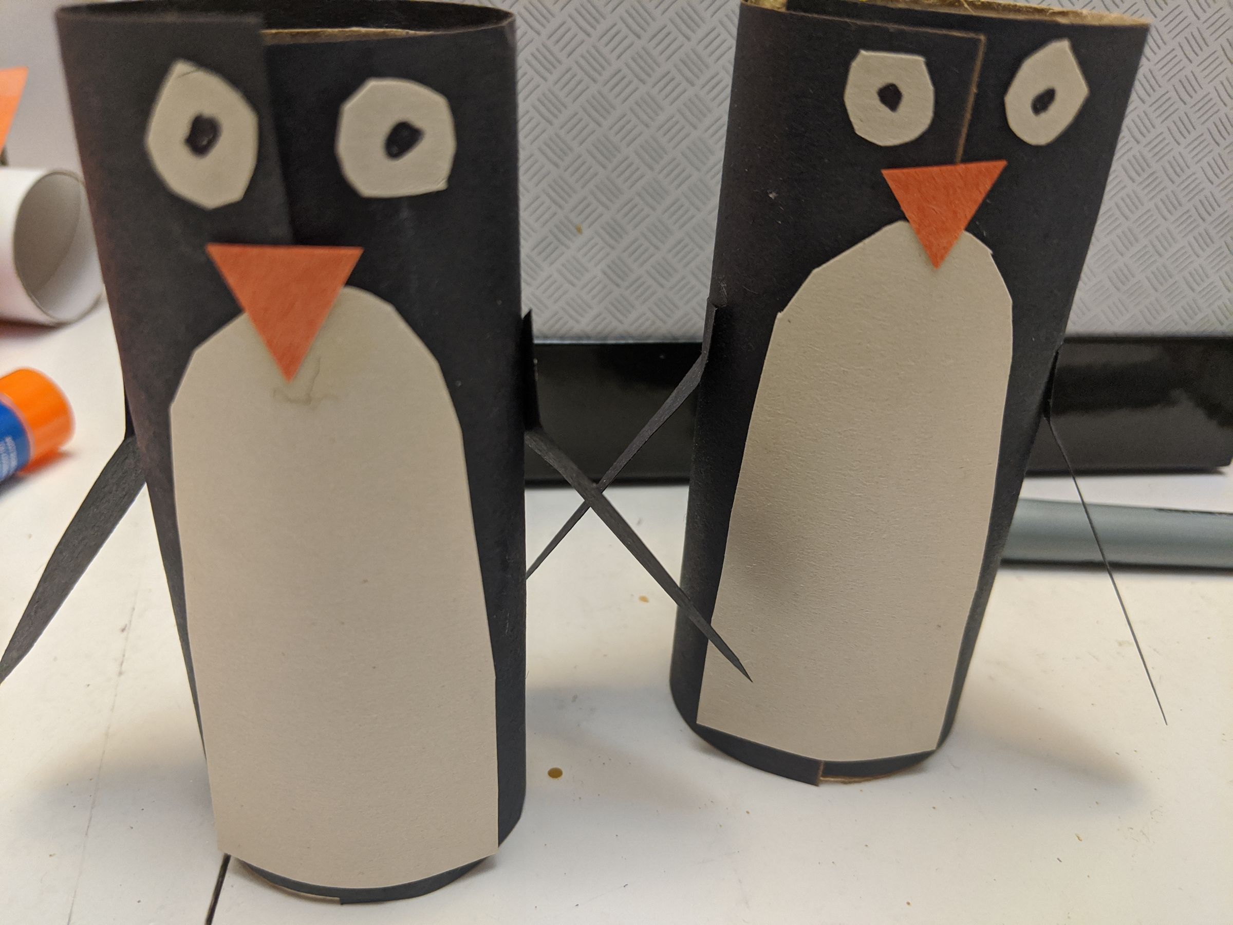 Paper Tube Penguin Family : 9 Steps - Instructables