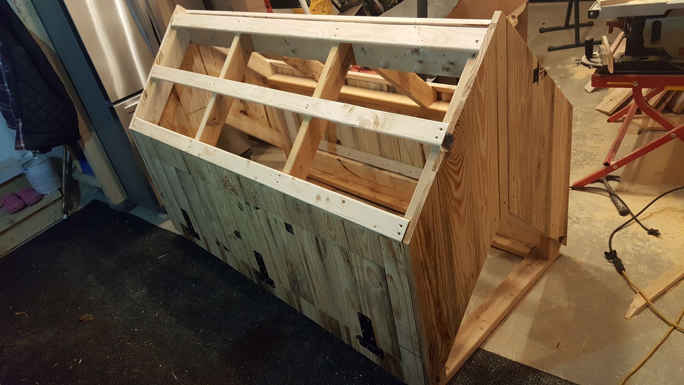 Maple Syrup Shack Plans