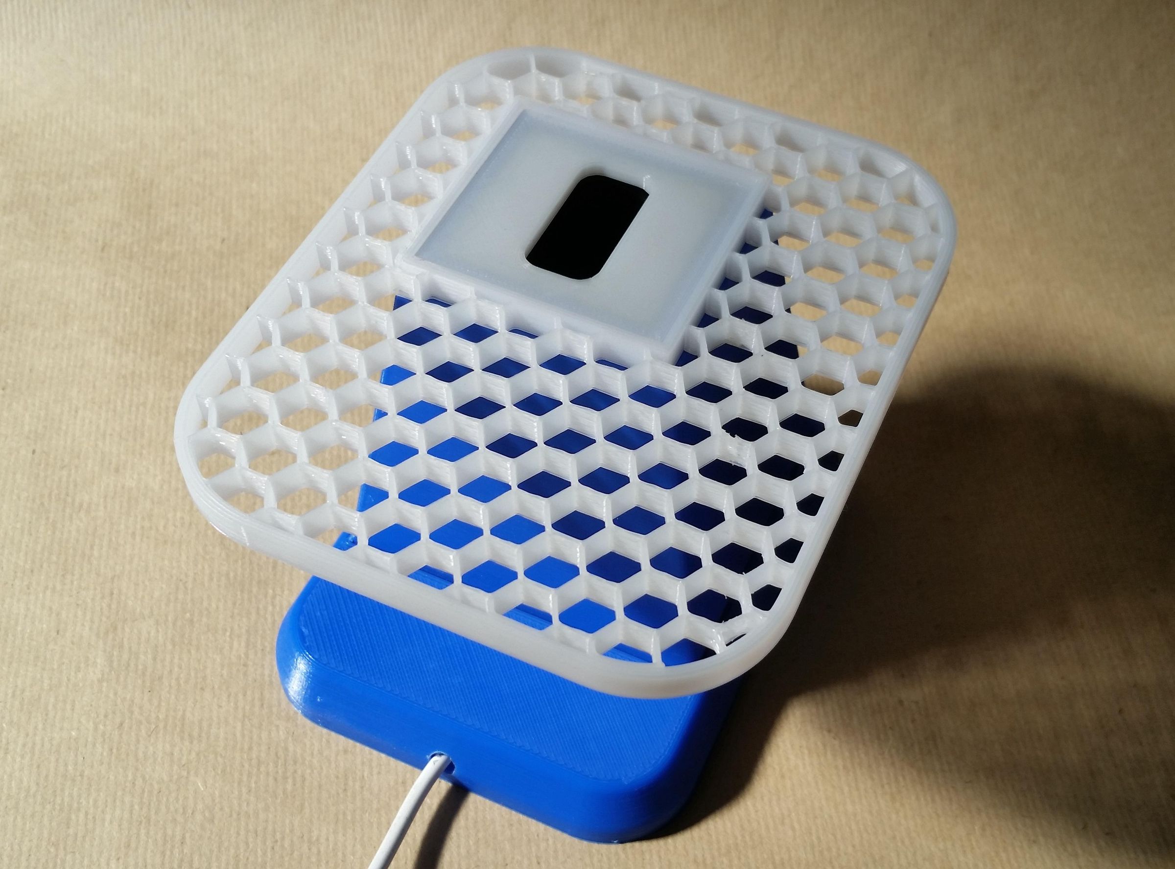 3D Printed Film Negative Phone Scanner : 9 Steps (with Pictures ...